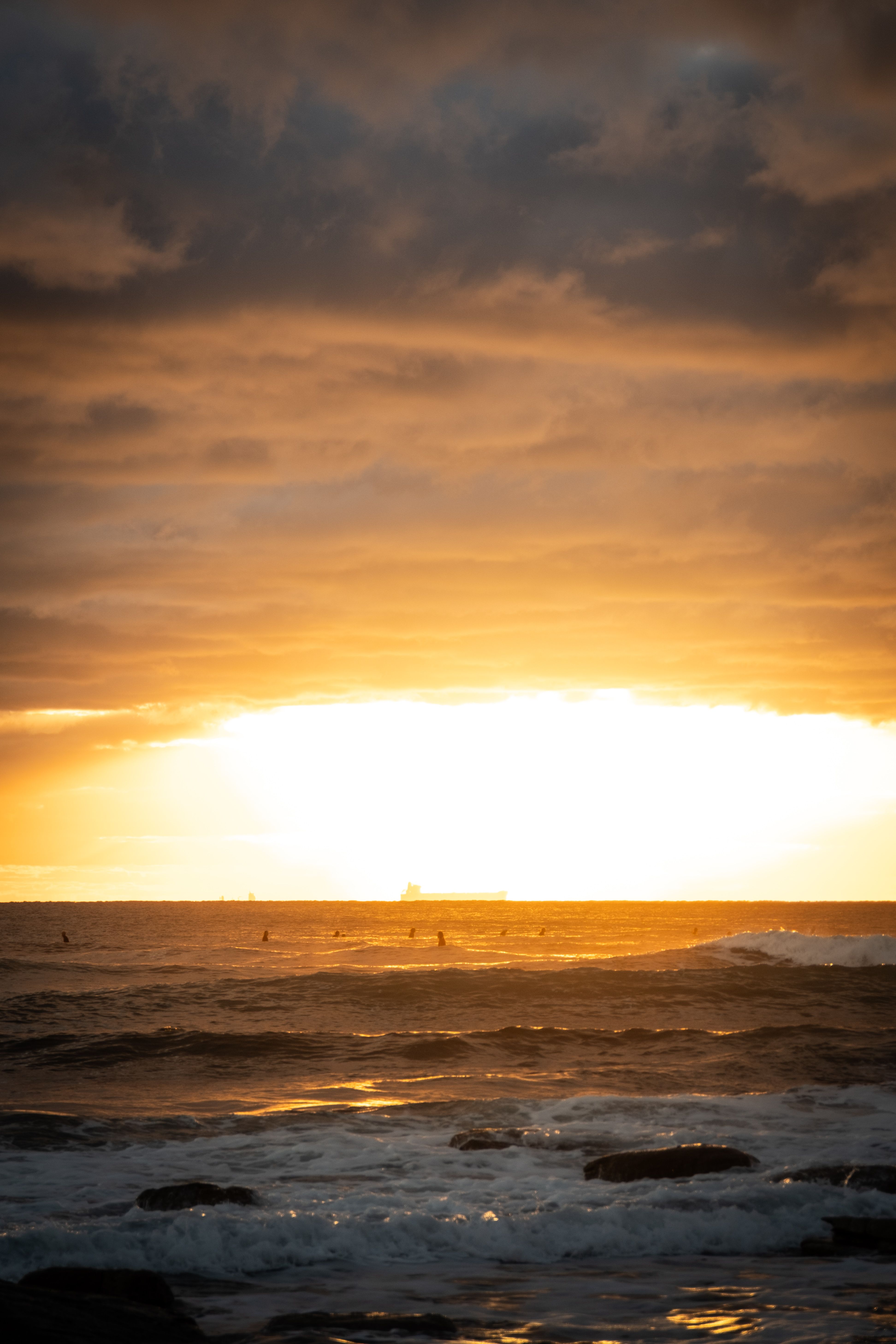 Golden Sunrise Over Ocean at Sunshine Coast · Free Stock Photo