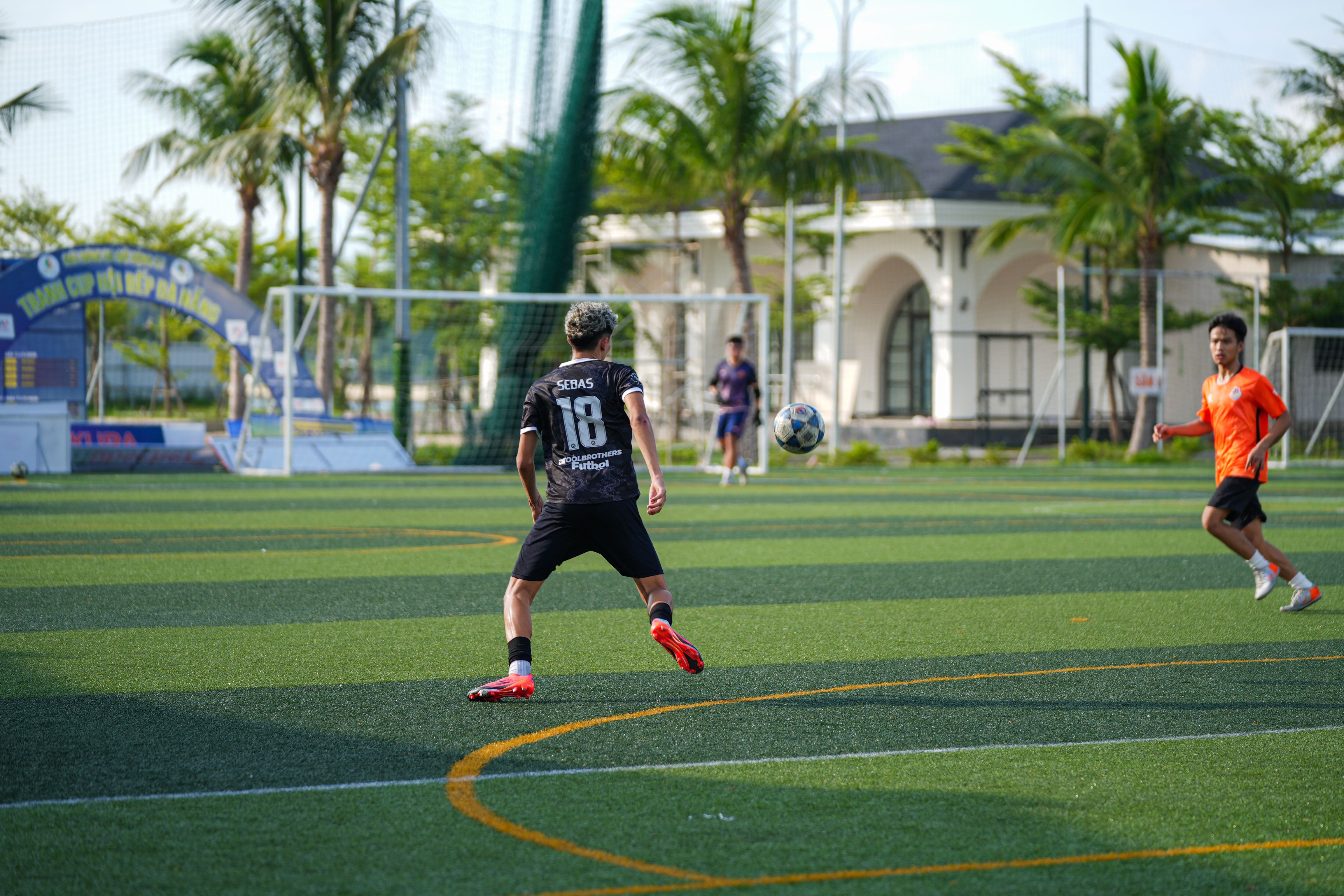 Football Jpg Photos, Download The BEST Free Football Jpg Stock Photos ...