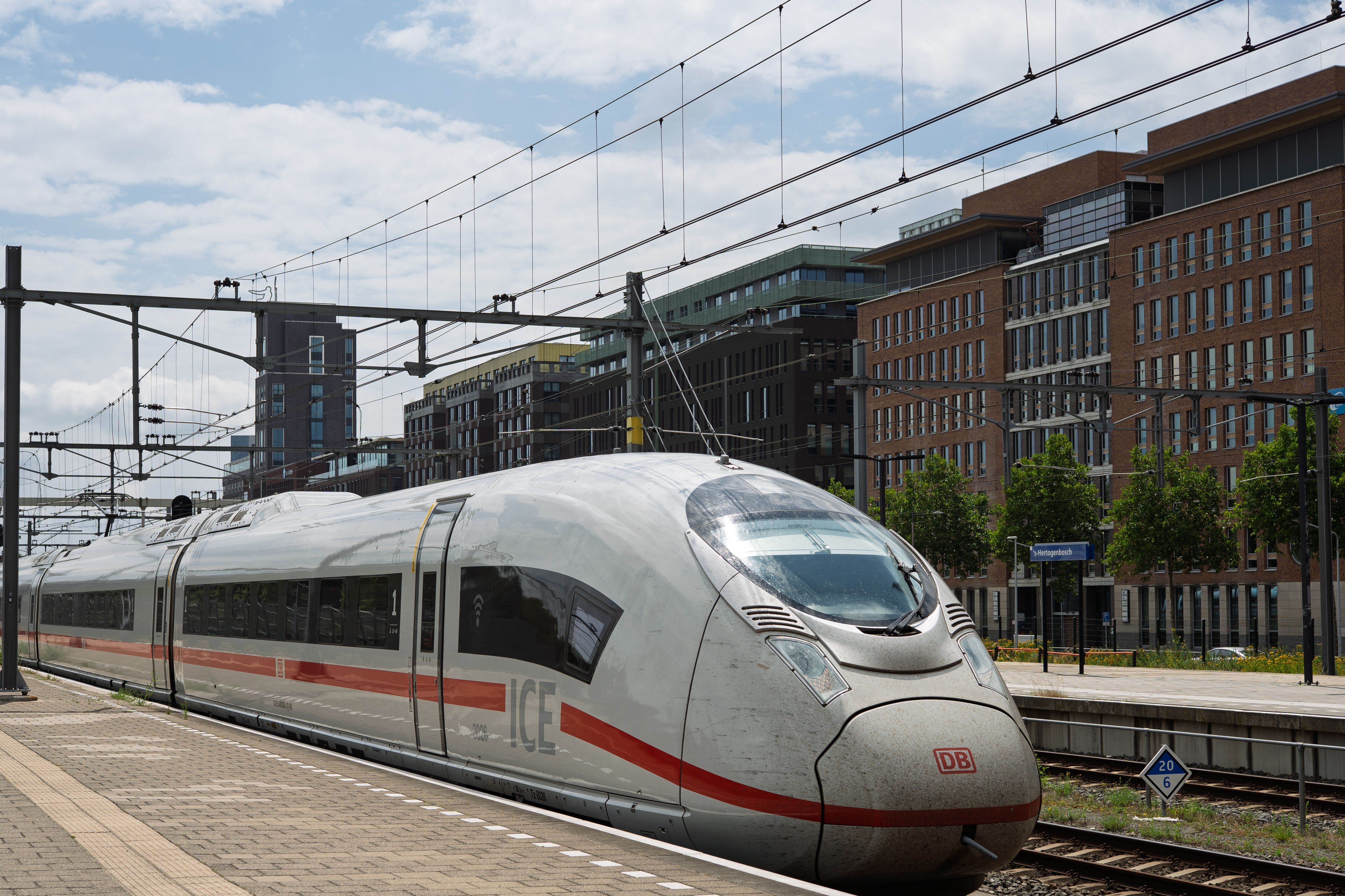 Modern ICE Train at Urban Station · Free Stock Photo
