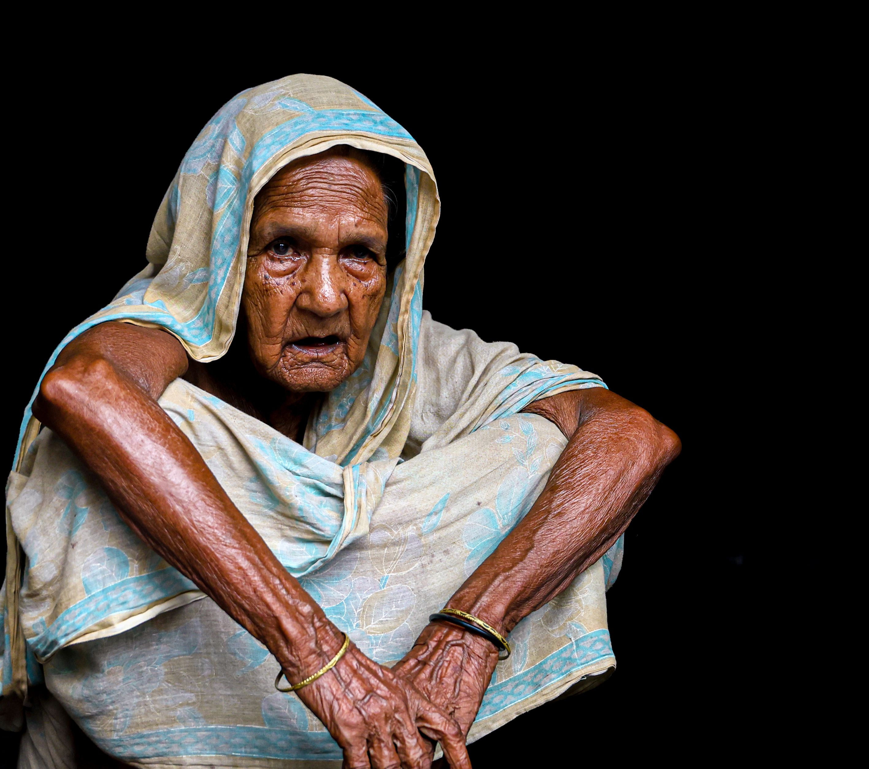 Very Old Woman Photos, Download The BEST Free Very Old Woman Stock ...