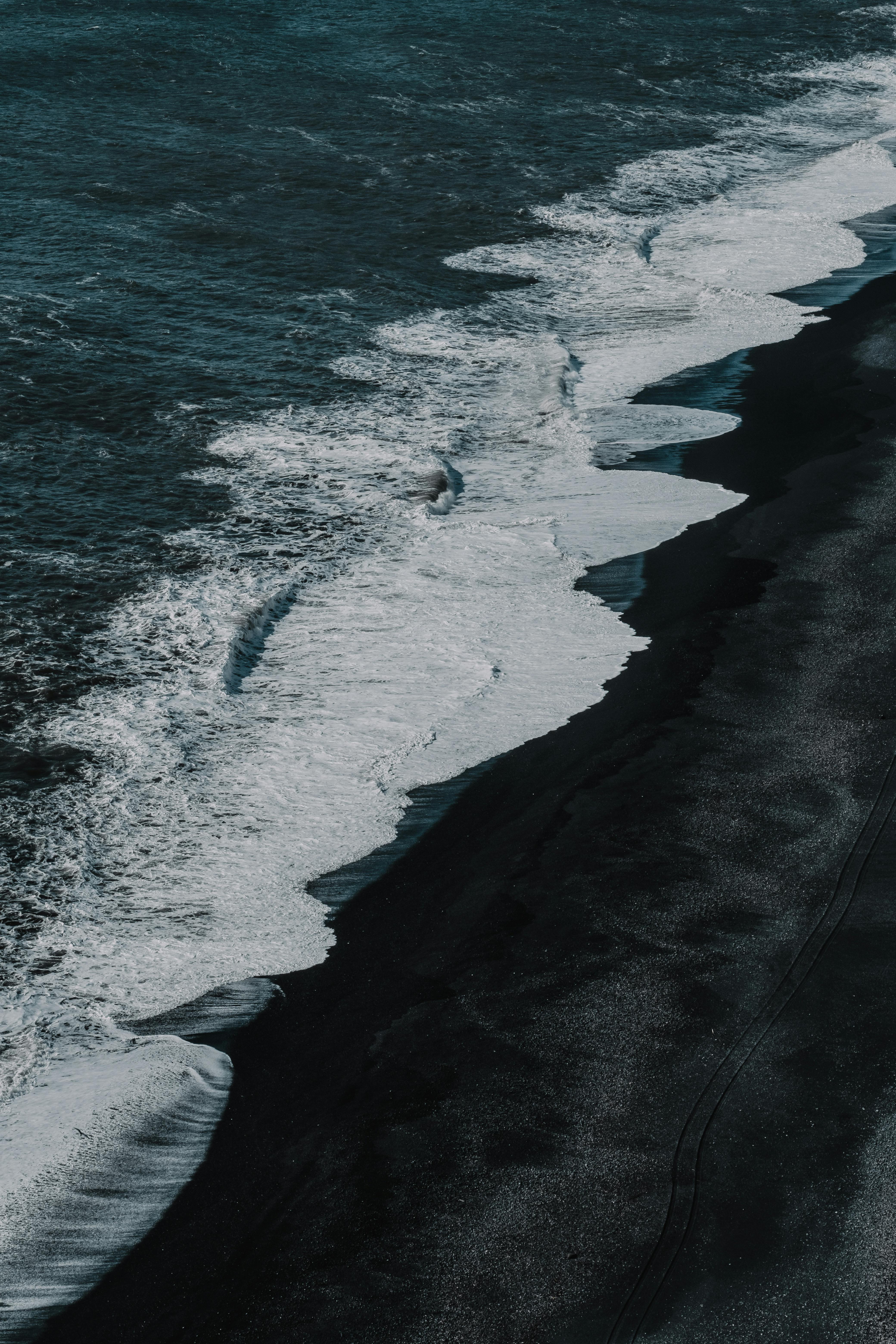 10 000+ Vague Noire Et Blanche banque d’images et photos libres de ...