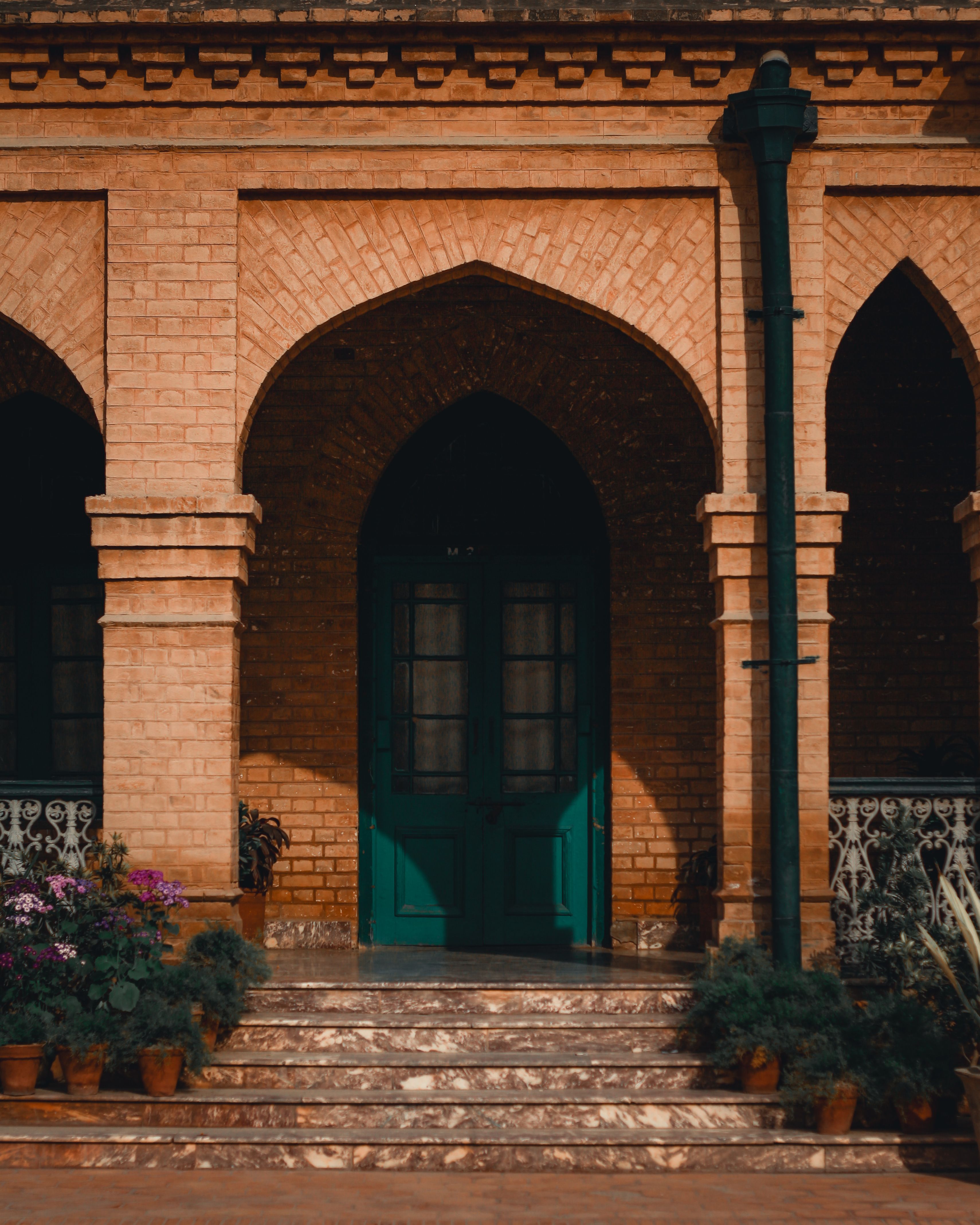 Heritage Islamic Architecture at Twilight in Peshawar · Free Stock Photo