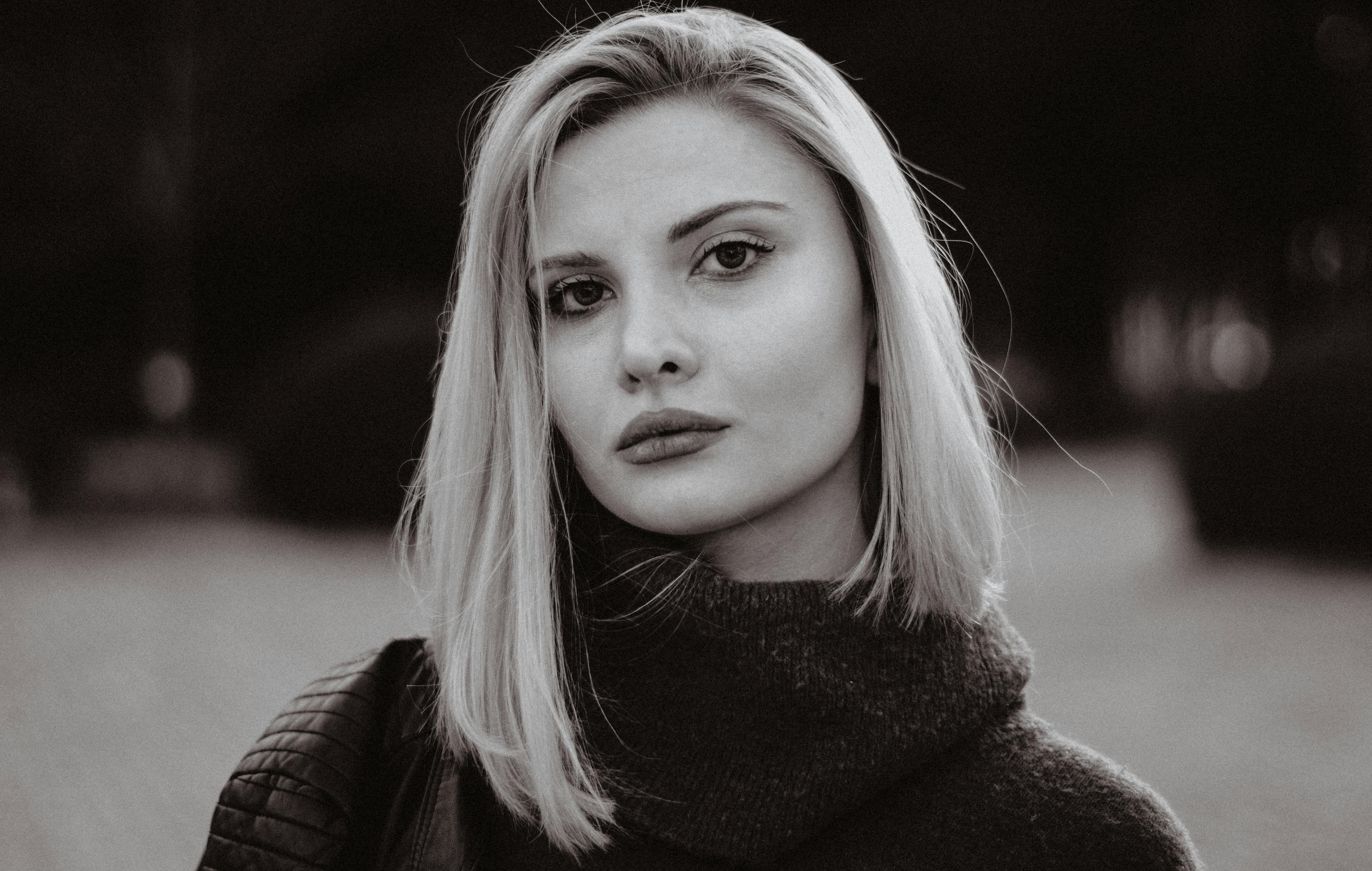 Art Model Photos, Download The BEST Free Art Model Stock Photos & HD Images