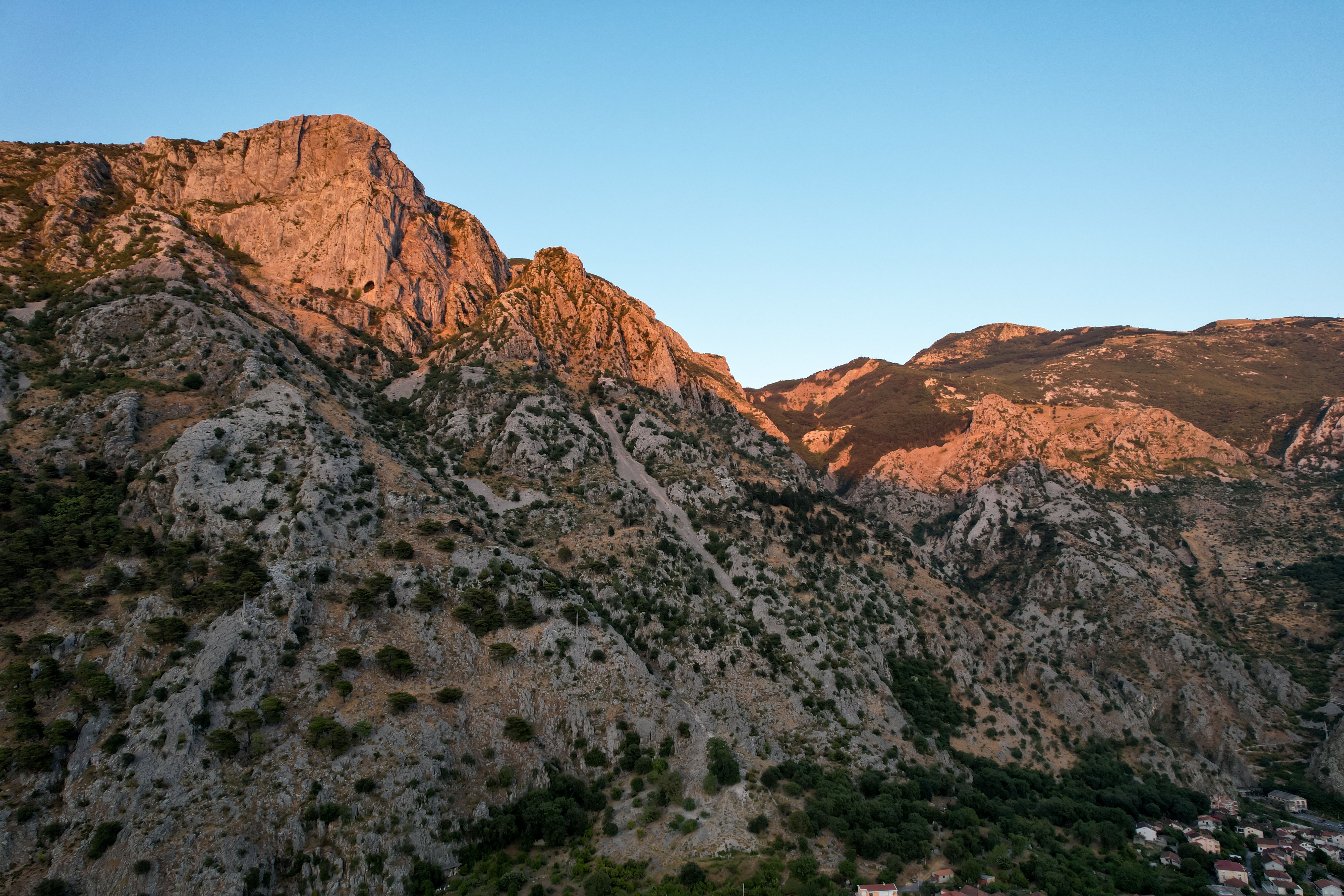 Kus Range Photos, Download The BEST Free Kus Range Stock Photos & HD Images