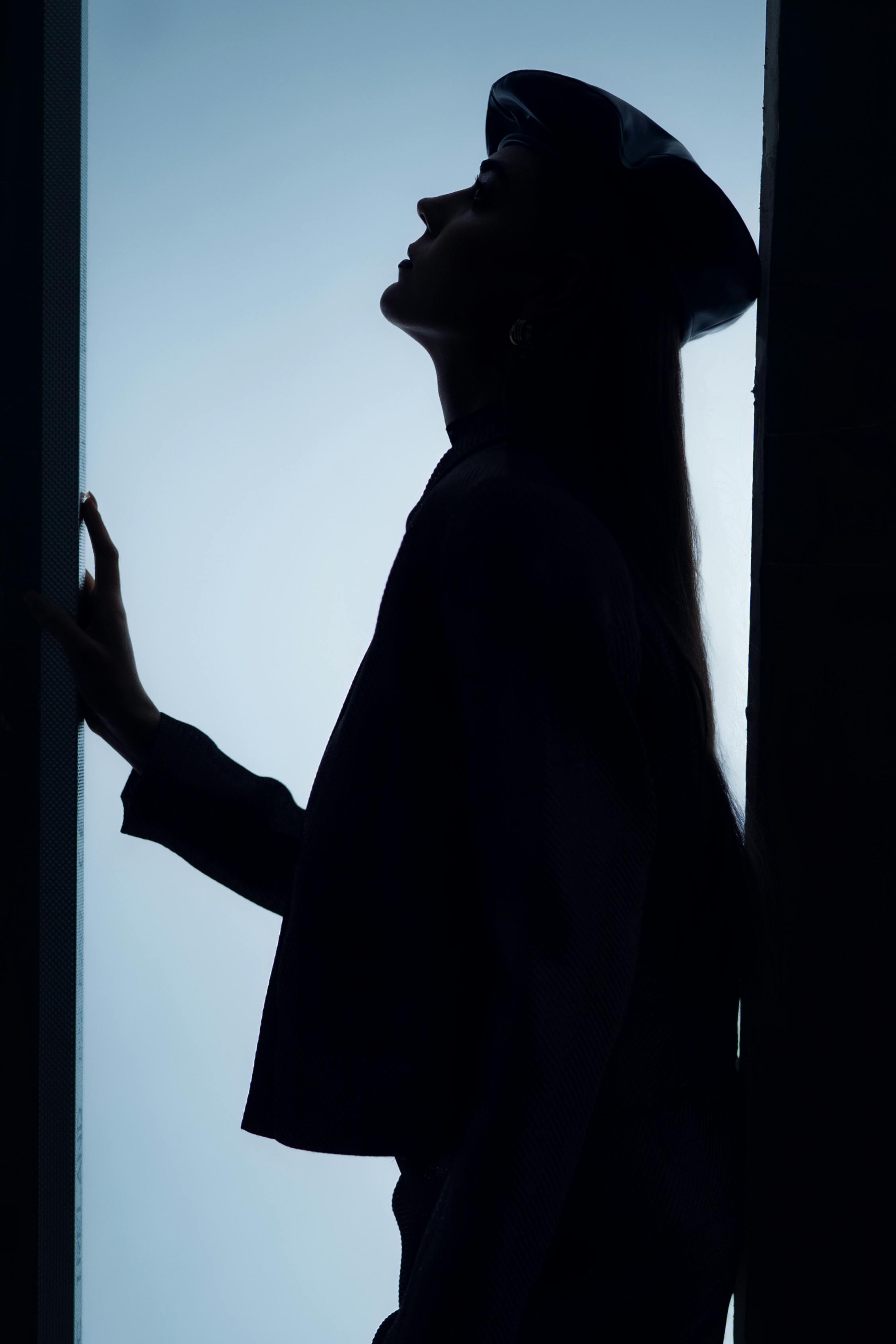 Shilloute Profile Photos, Download The BEST Free Shilloute Profile ...