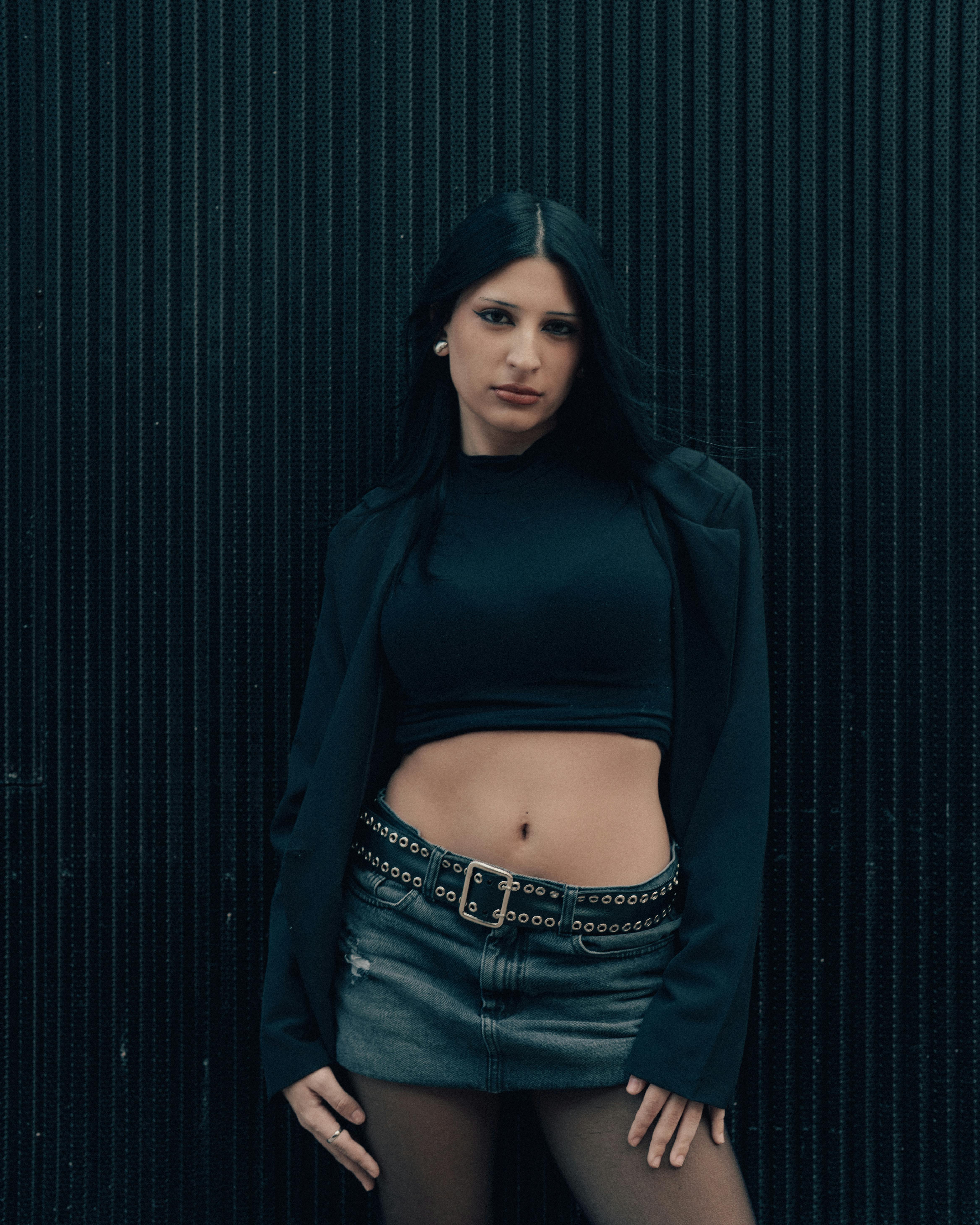 Chic Young Woman in Urban Buenos Aires Setting · Free Stock Photo