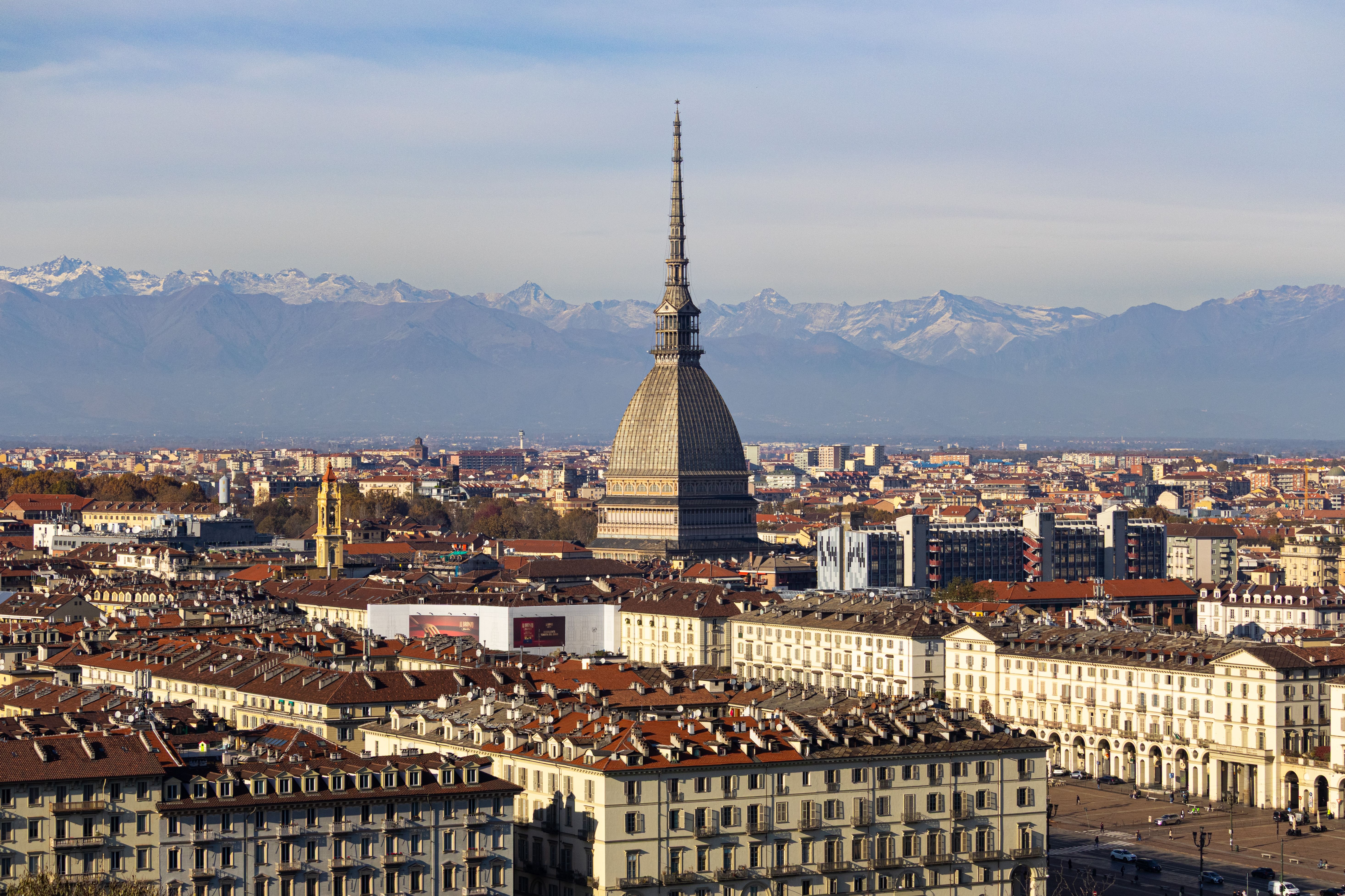 Vista Panoramica Di Torino Con La Mole Antonelliana · Immagine gratuita