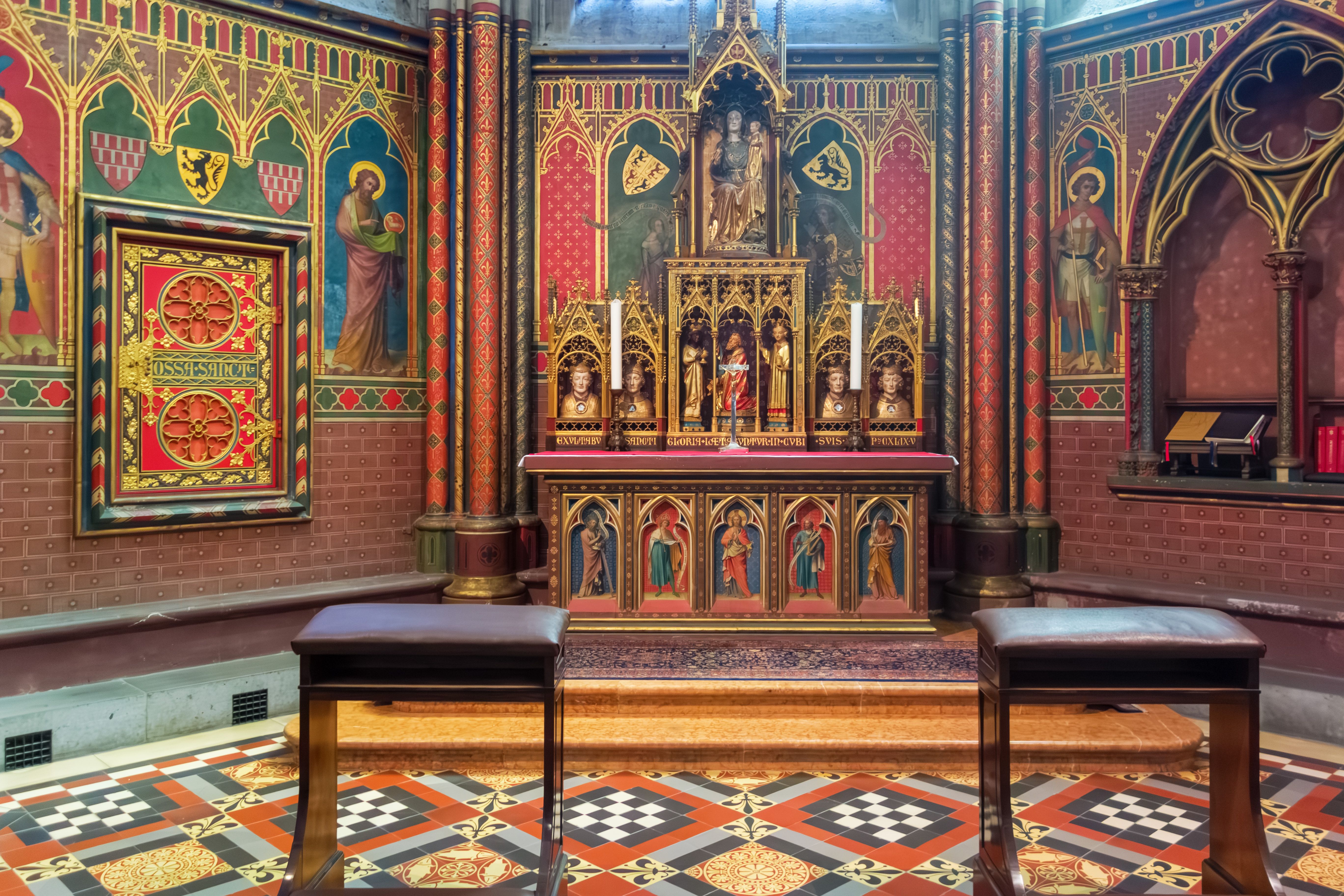 Stunning Gothic Chapel Interior in Cologne · Free Stock Photo