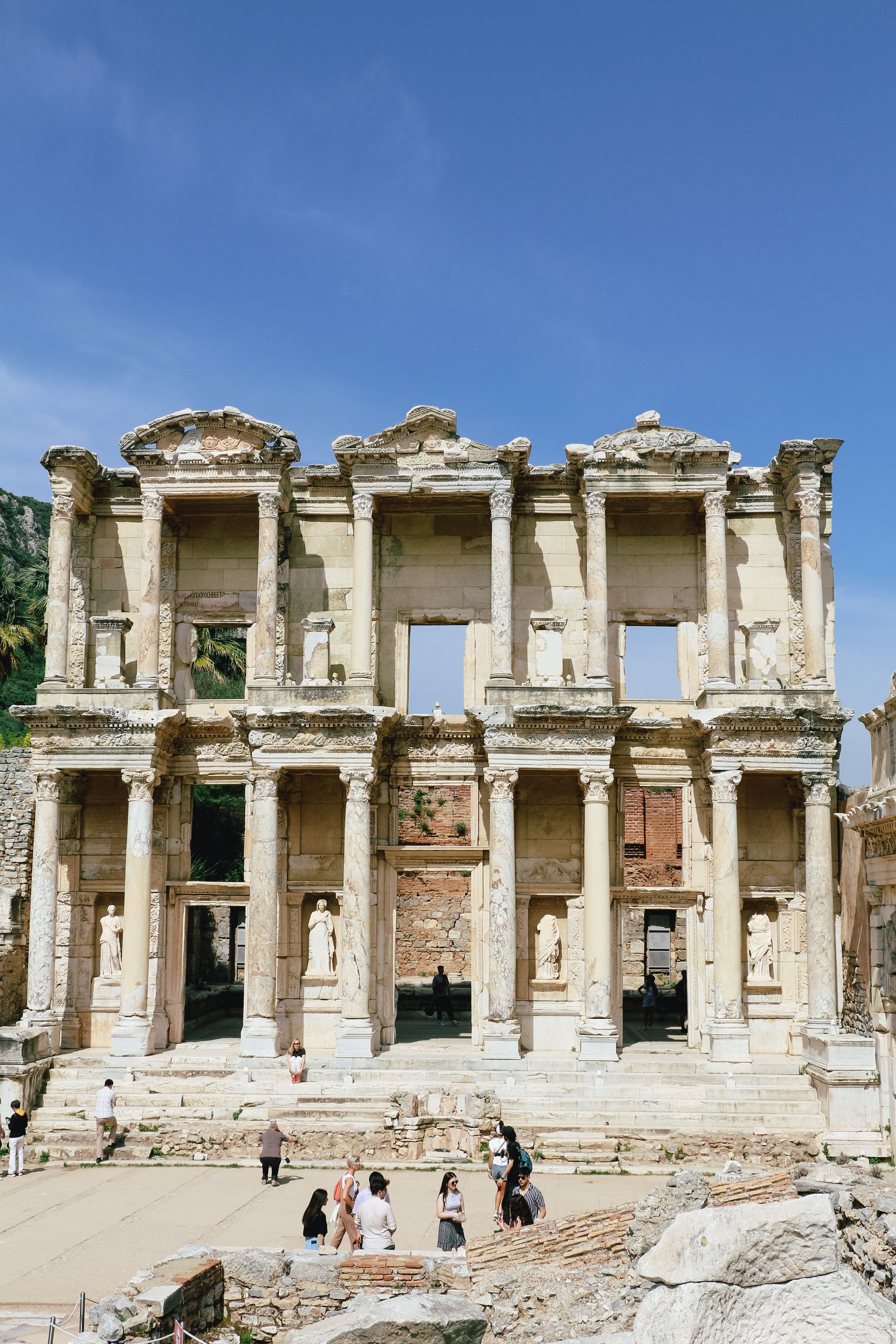 Celsus Library in Ancient Ephesus, Türkiye · Free Stock Photo