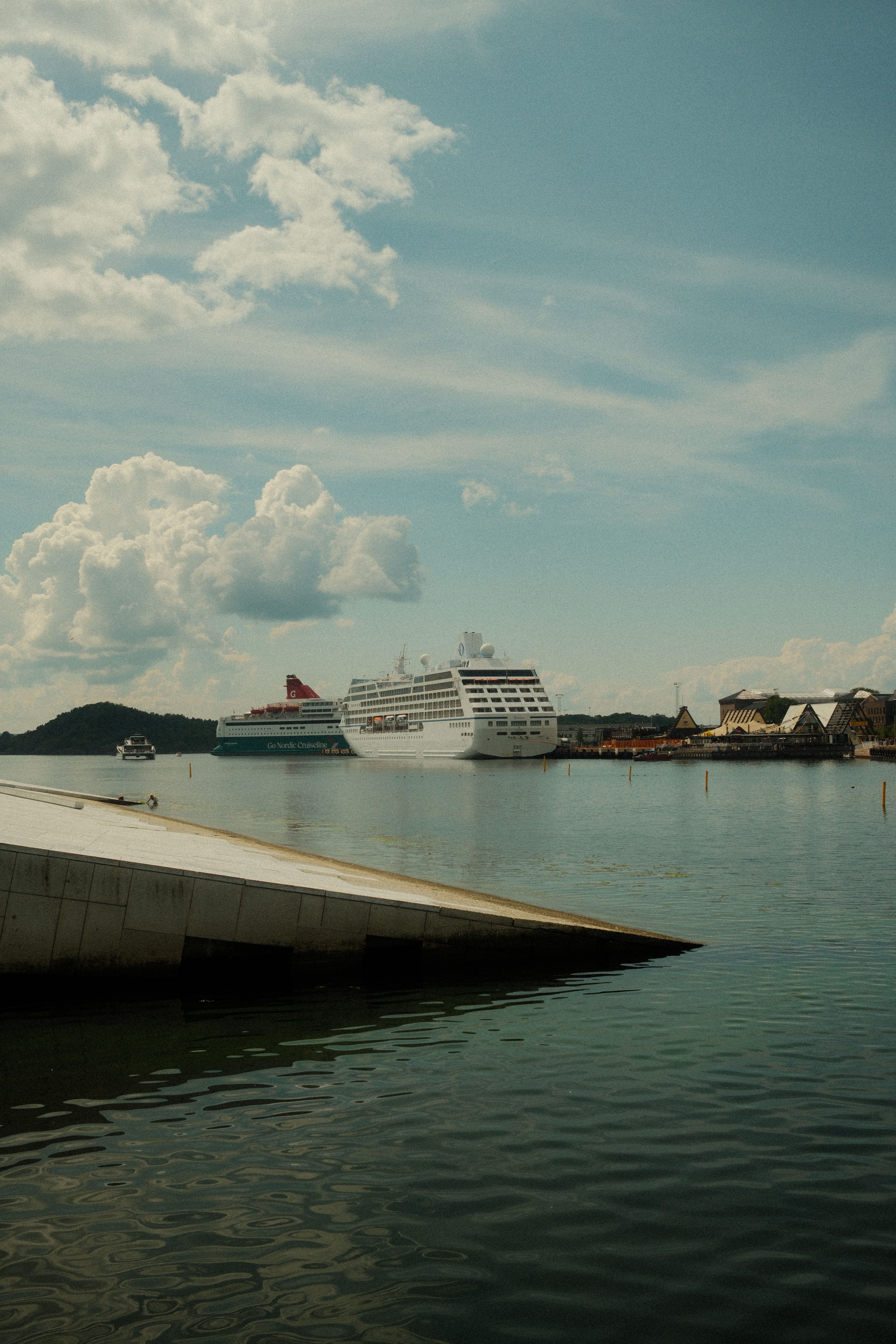 Quay Mosken Photos, Download The BEST Free Quay Mosken Stock Photos ...