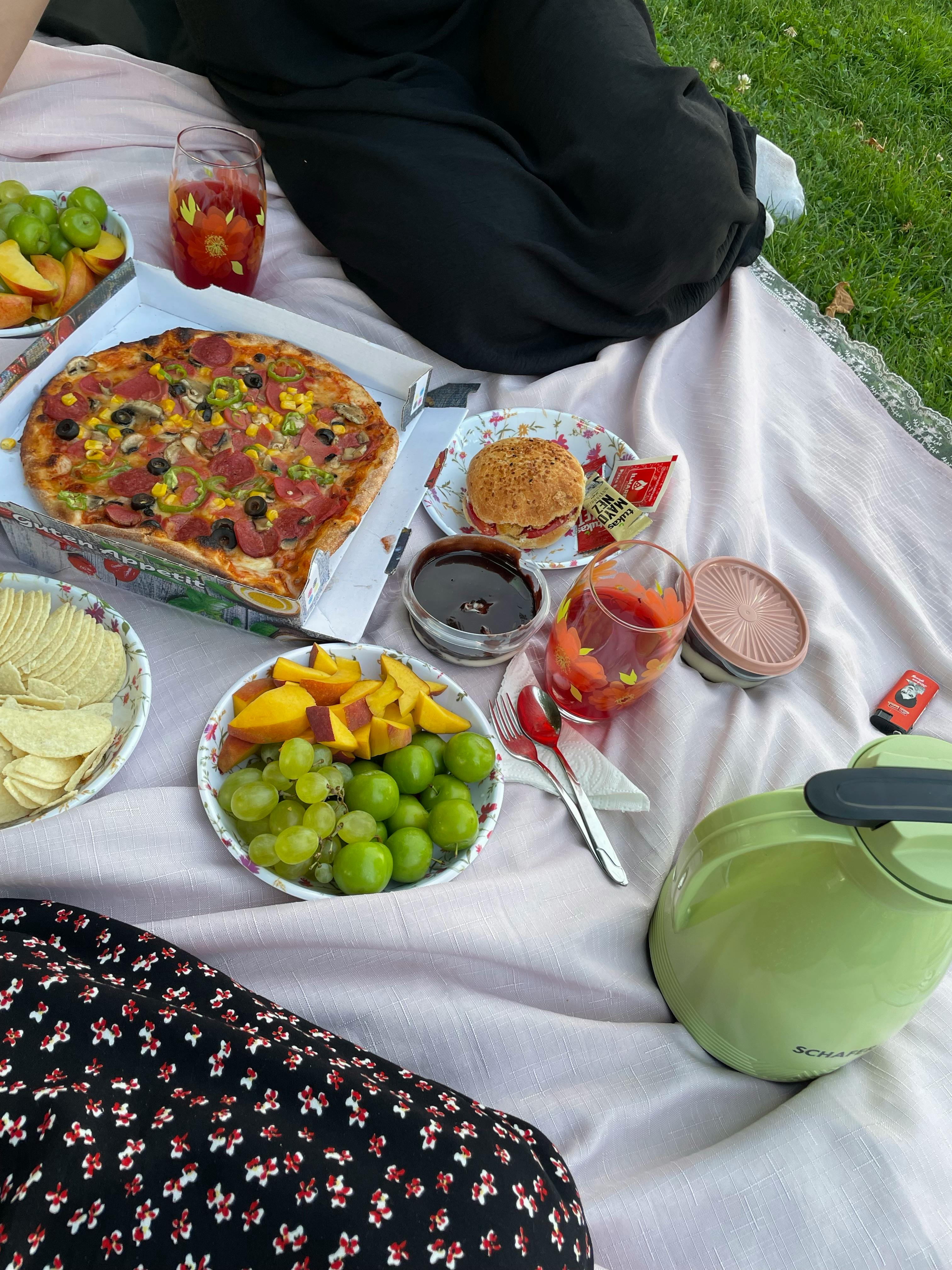 Burger Pics Social Media Photos, Download The BEST Free Burger Pics ...