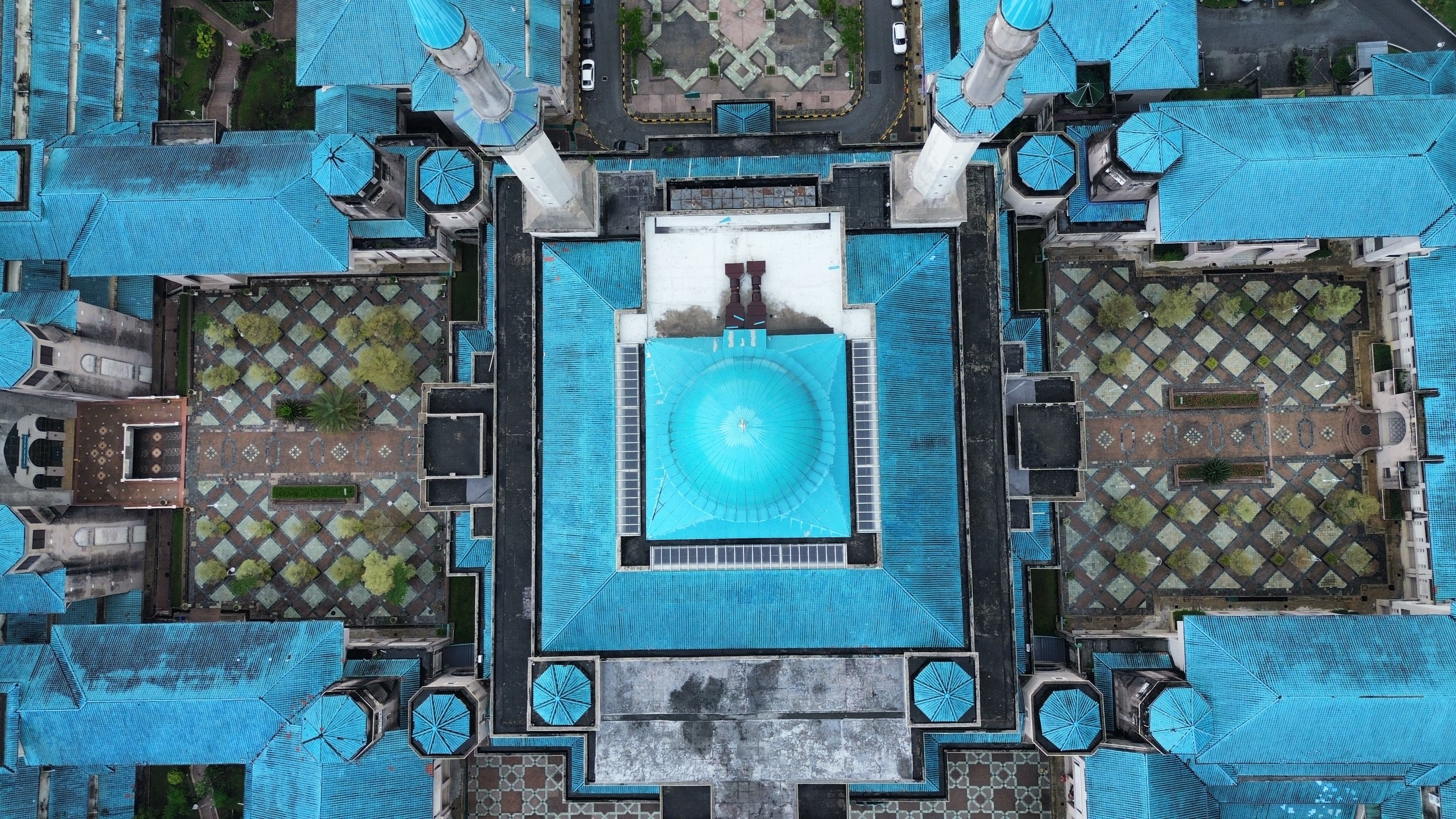 Aerial View of Mosque in Kuala Lumpur, Malaysia · Free Stock Photo