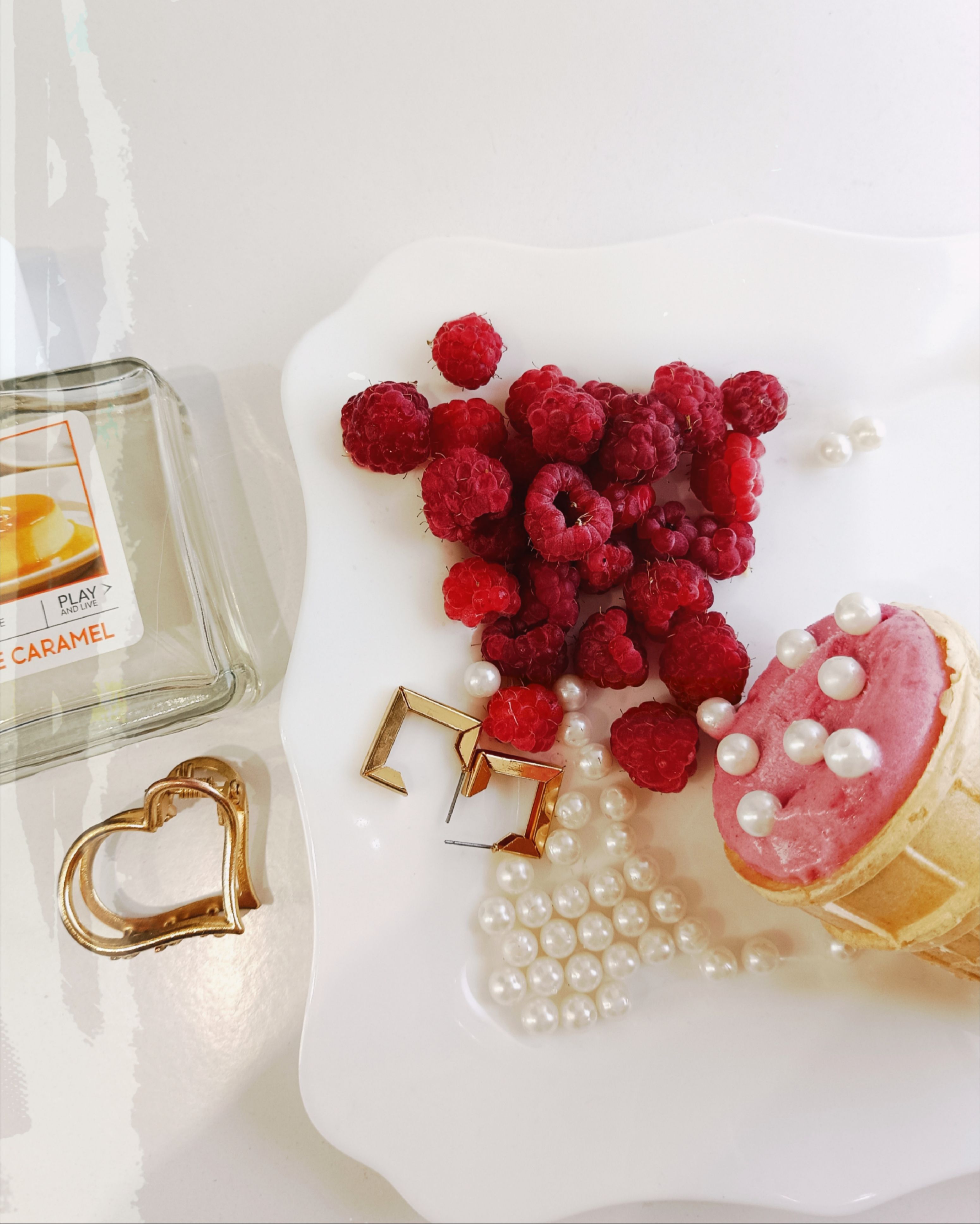 Elegant Dessert and Jewelry Flat Lay with Raspberries · Free Stock Photo