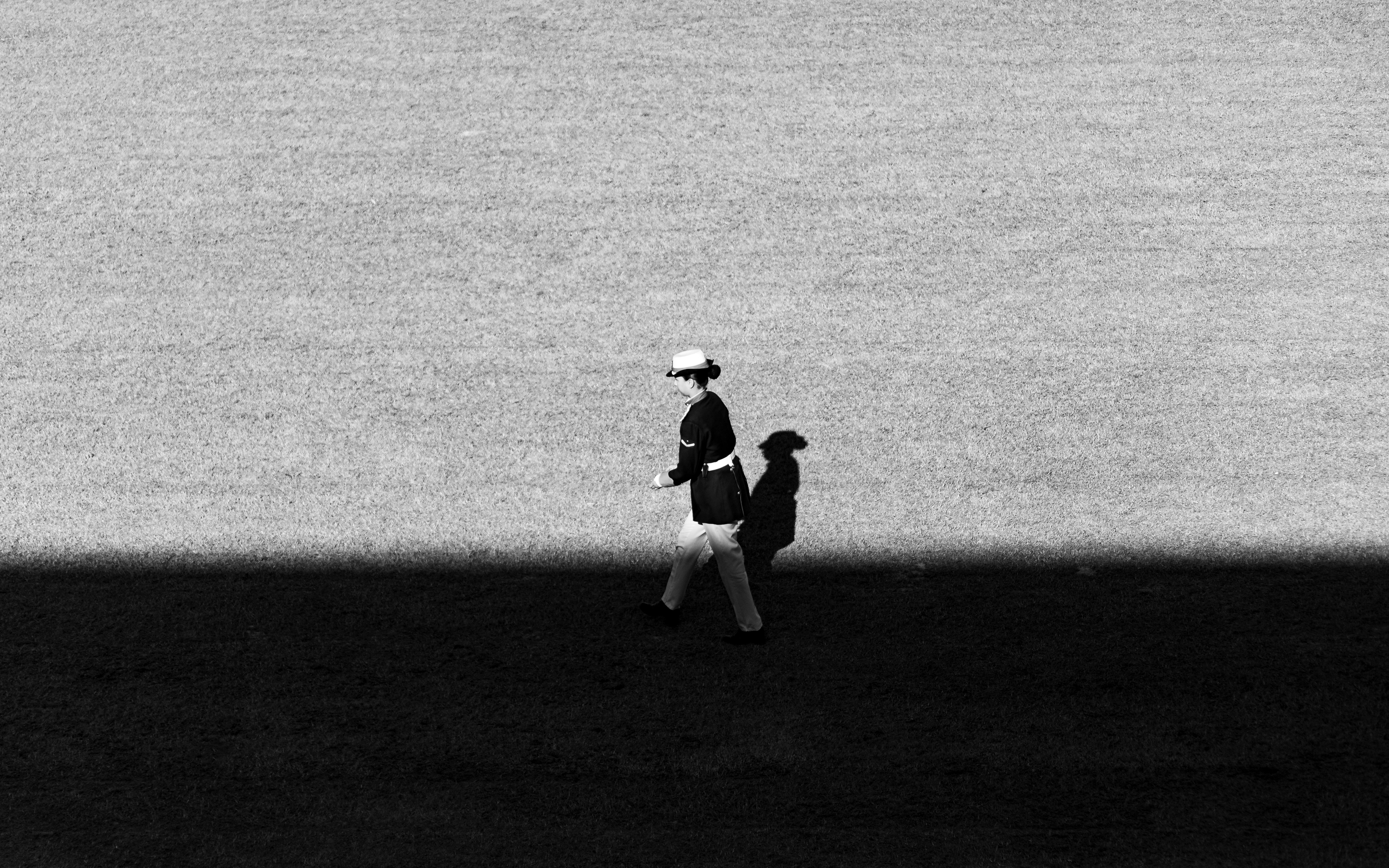 Noon Shadow Photos, Download The BEST Free Noon Shadow Stock Photos ...