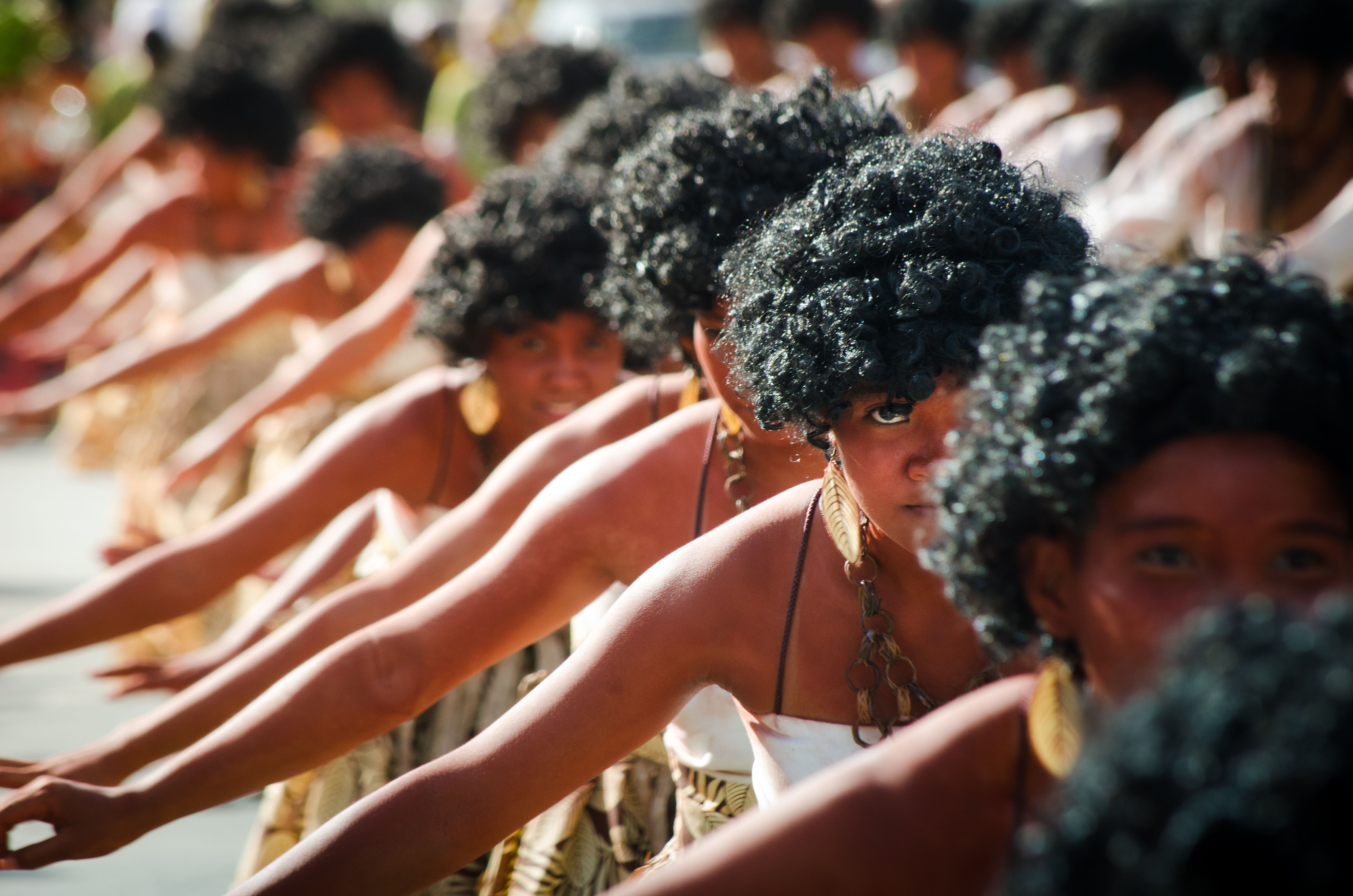 Aboriginal Dance Performance by the Waterfront · Free Stock Photo
