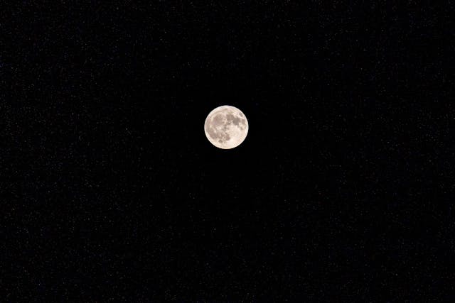 Full Moon Google Explains Lunar Cycle and Moon Phases Simply