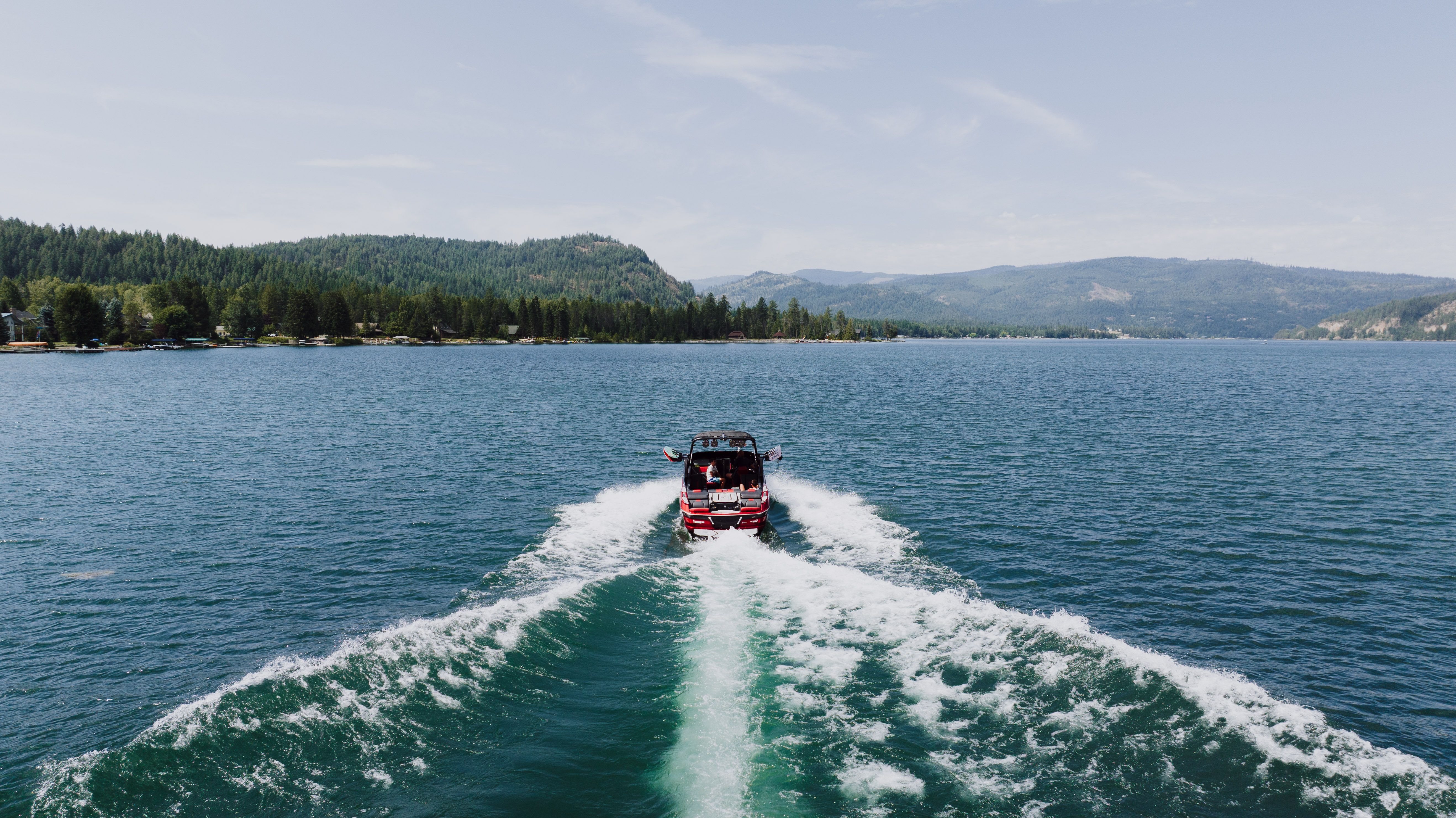 Speedboat on Priest River, Idaho in Summer · Free Stock Photo