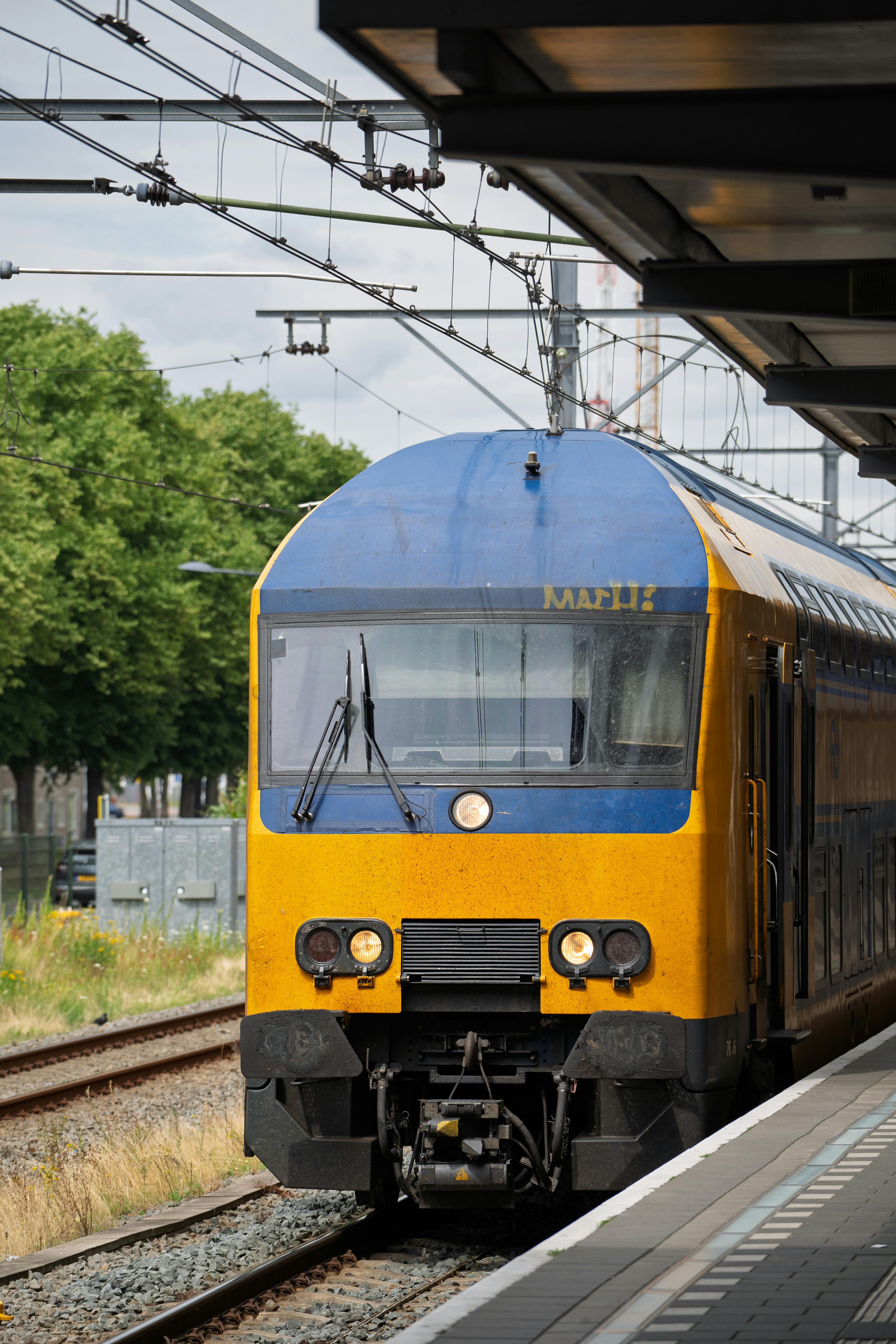 Misaligned Tracks Photos, Download The BEST Free Misaligned Tracks ...