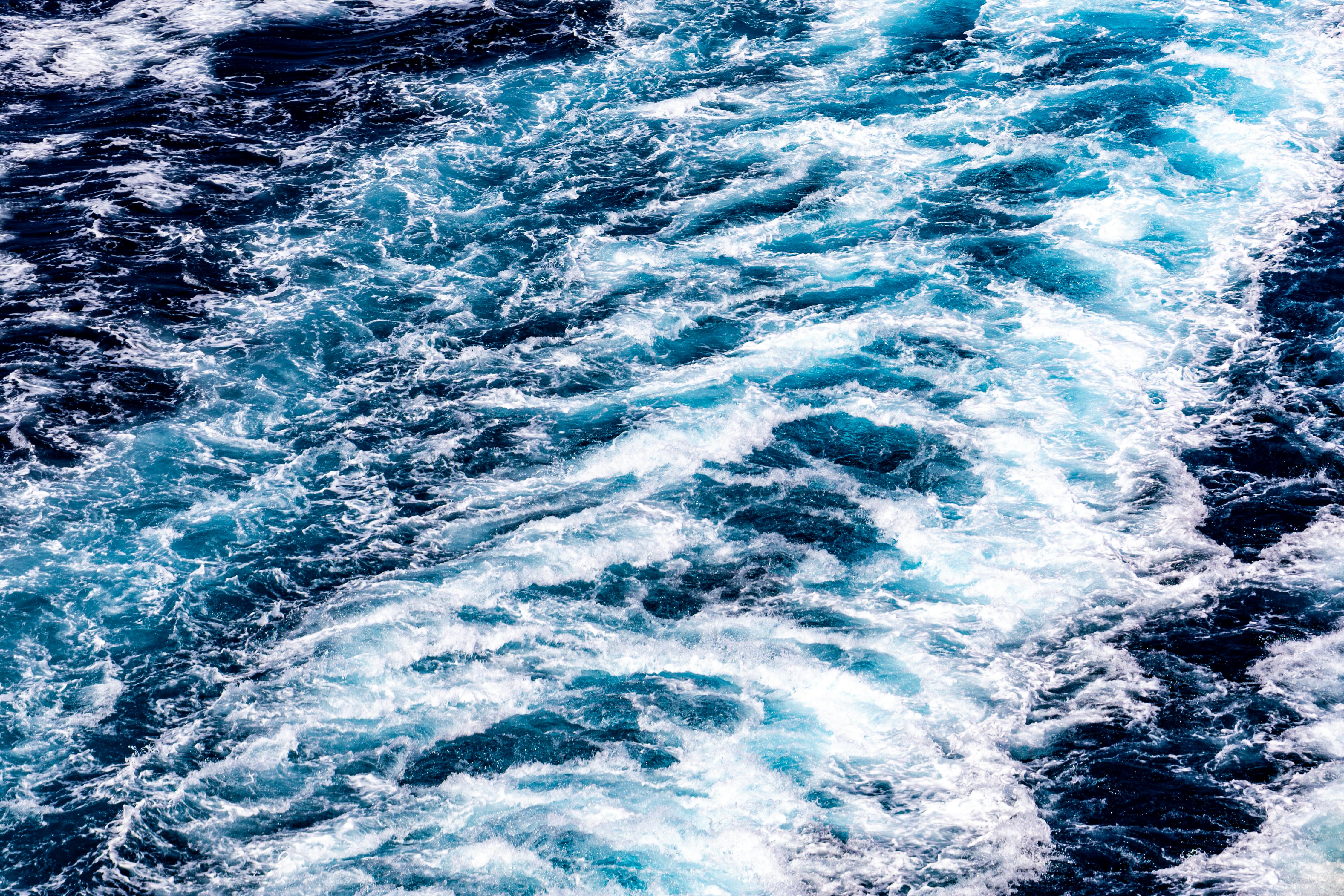 Body of Water Wave · Free Stock Photo