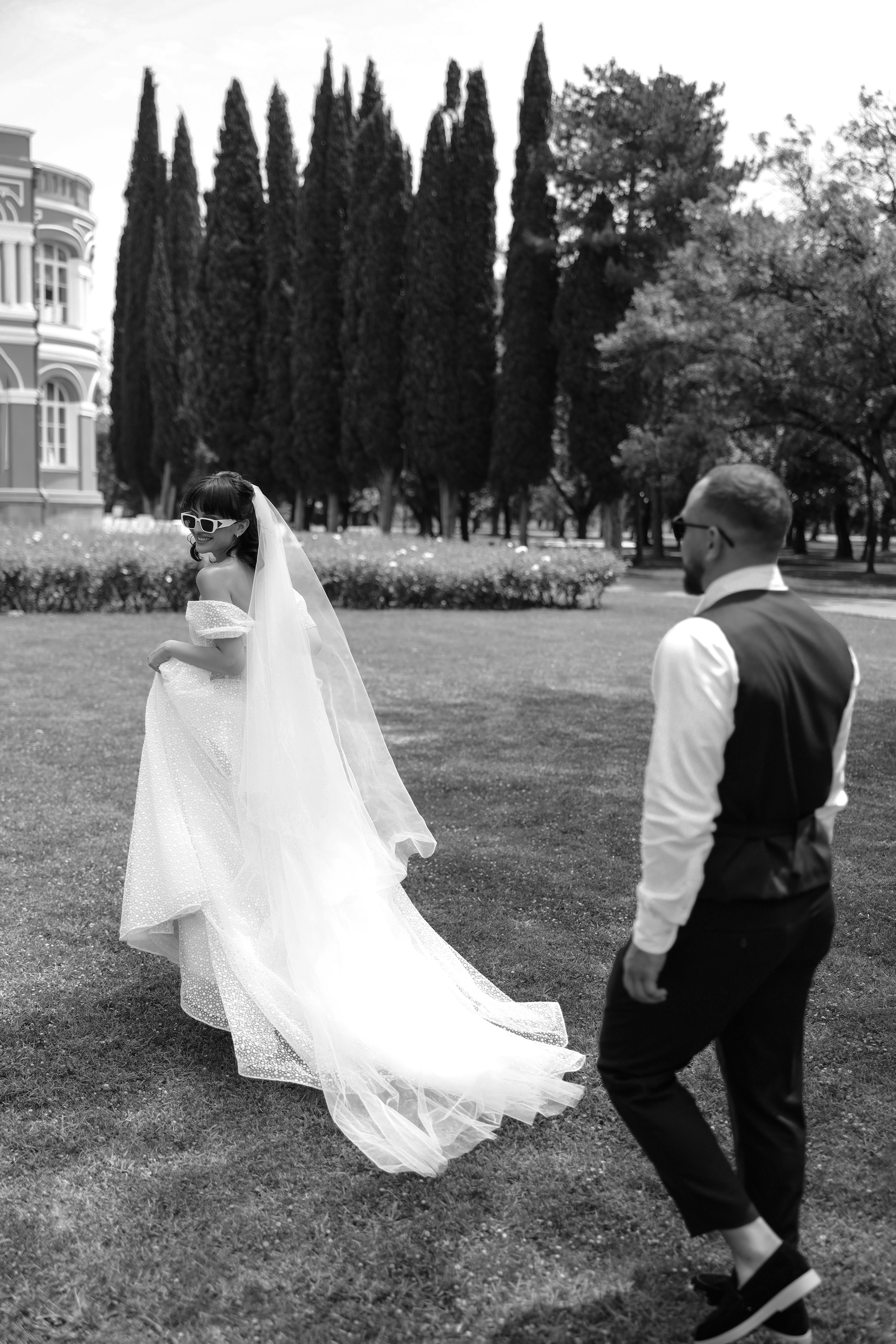 Elegant Outdoor Black and White Wedding Scene · Free Stock Photo