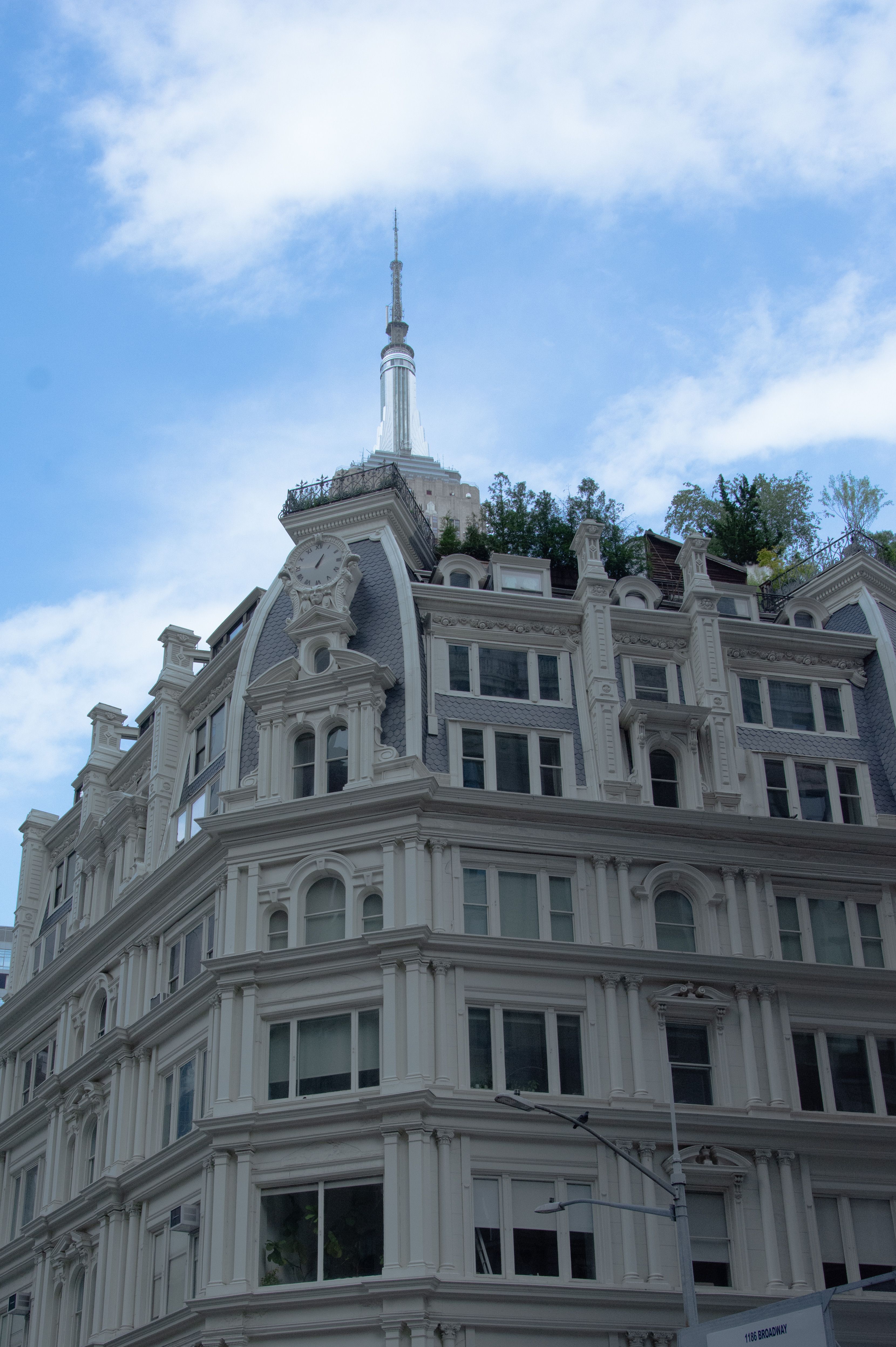 Historic Building with Unique Rooftop Garden · Free Stock Photo