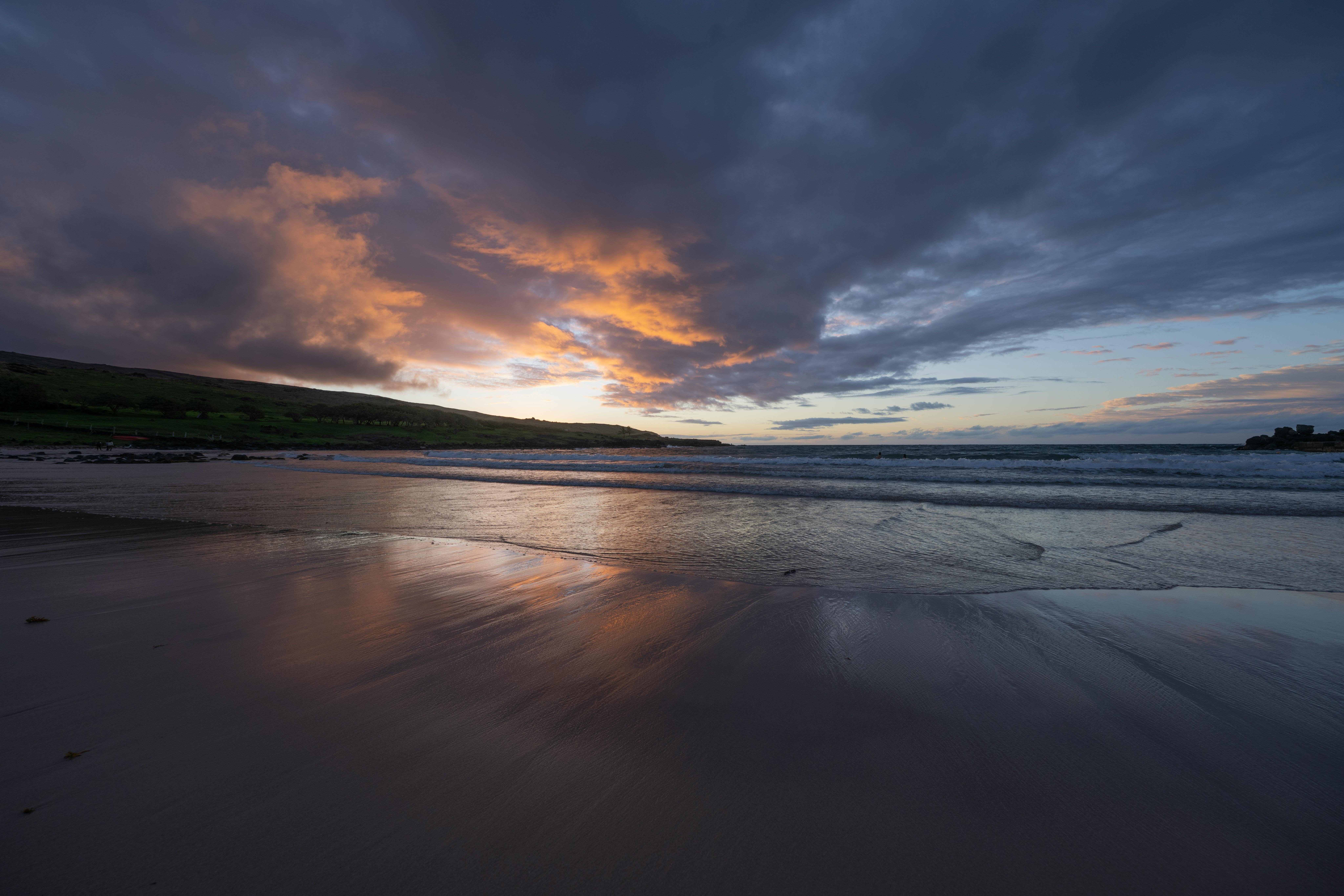 Stunning Beach Sunset in Valparaíso, Chile · Free Stock Photo