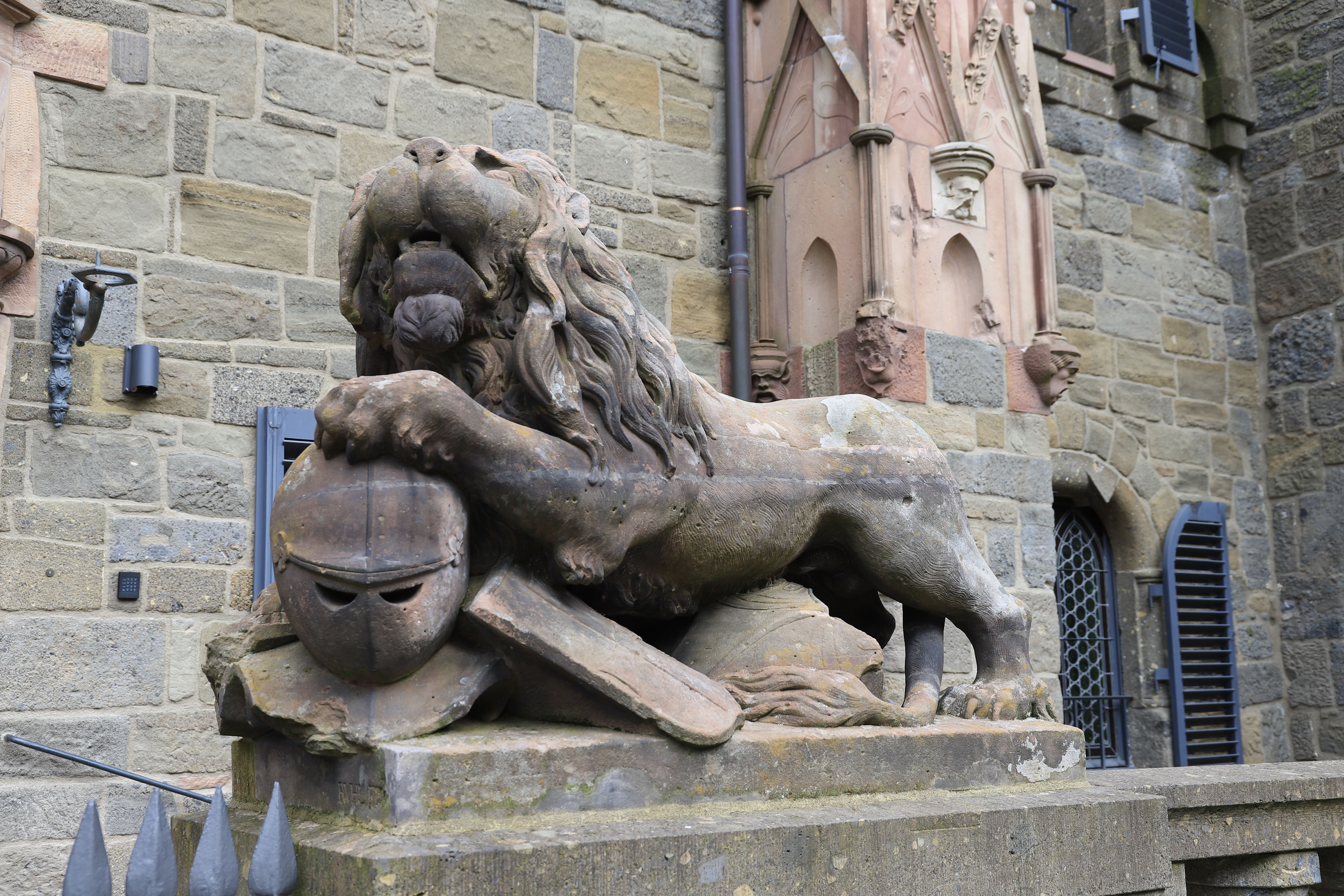 Medieval Europe Lion Photos, Download The BEST Free Medieval Europe ...