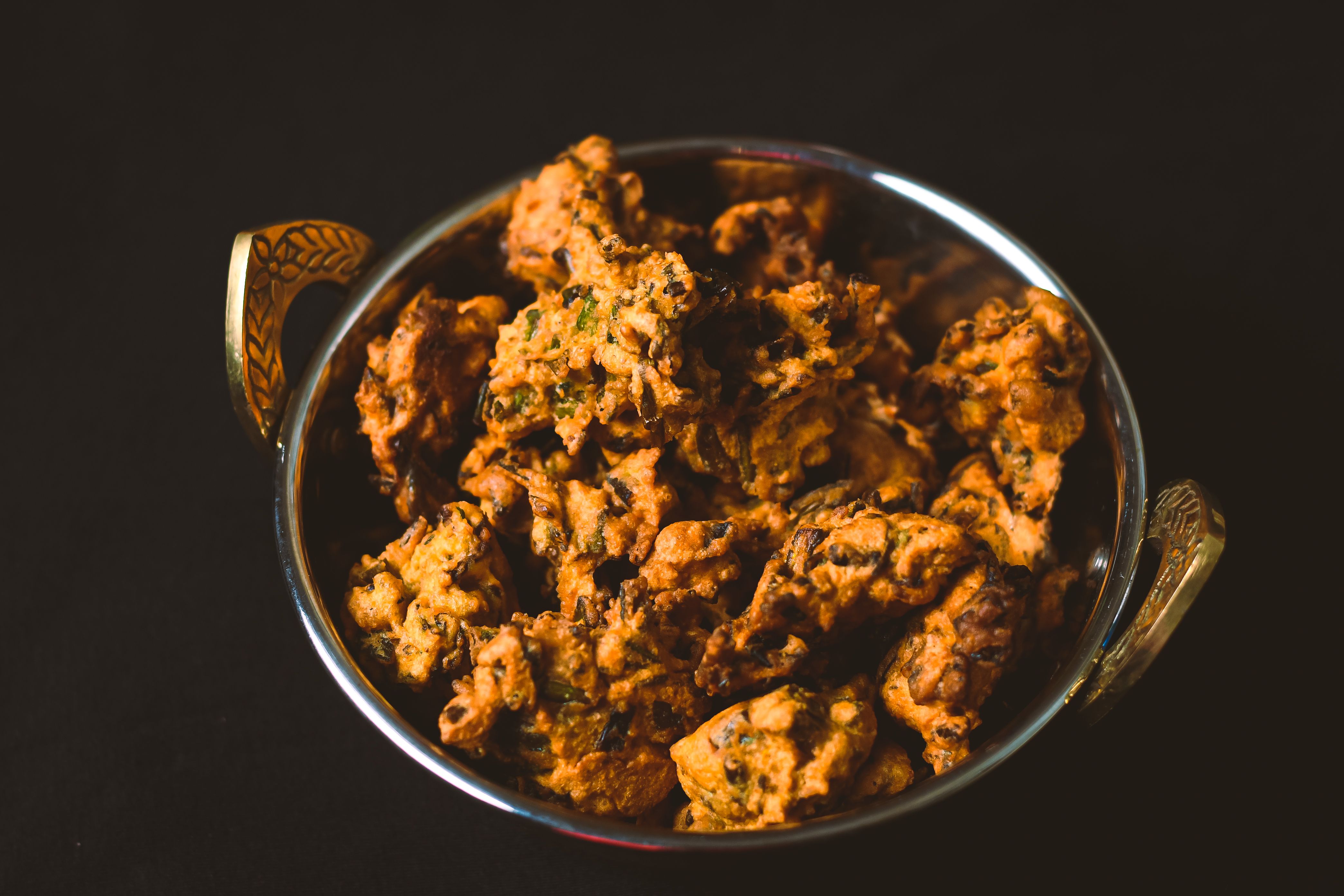 Authentic Indian Pakoda in Traditional Bowl · Free Stock Photo