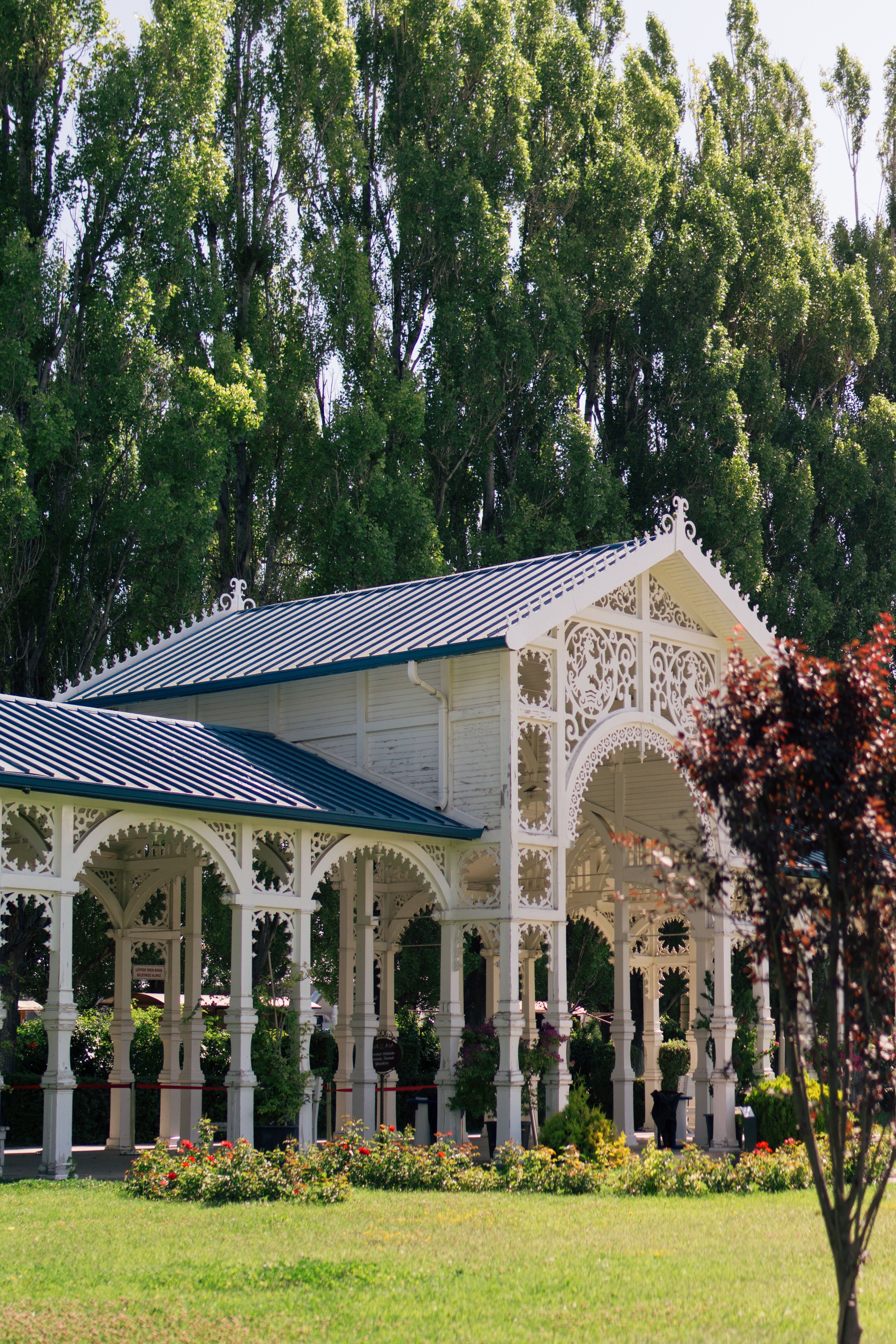 Elegant White Pavilion in Lush Park Setting · Free Stock Photo
