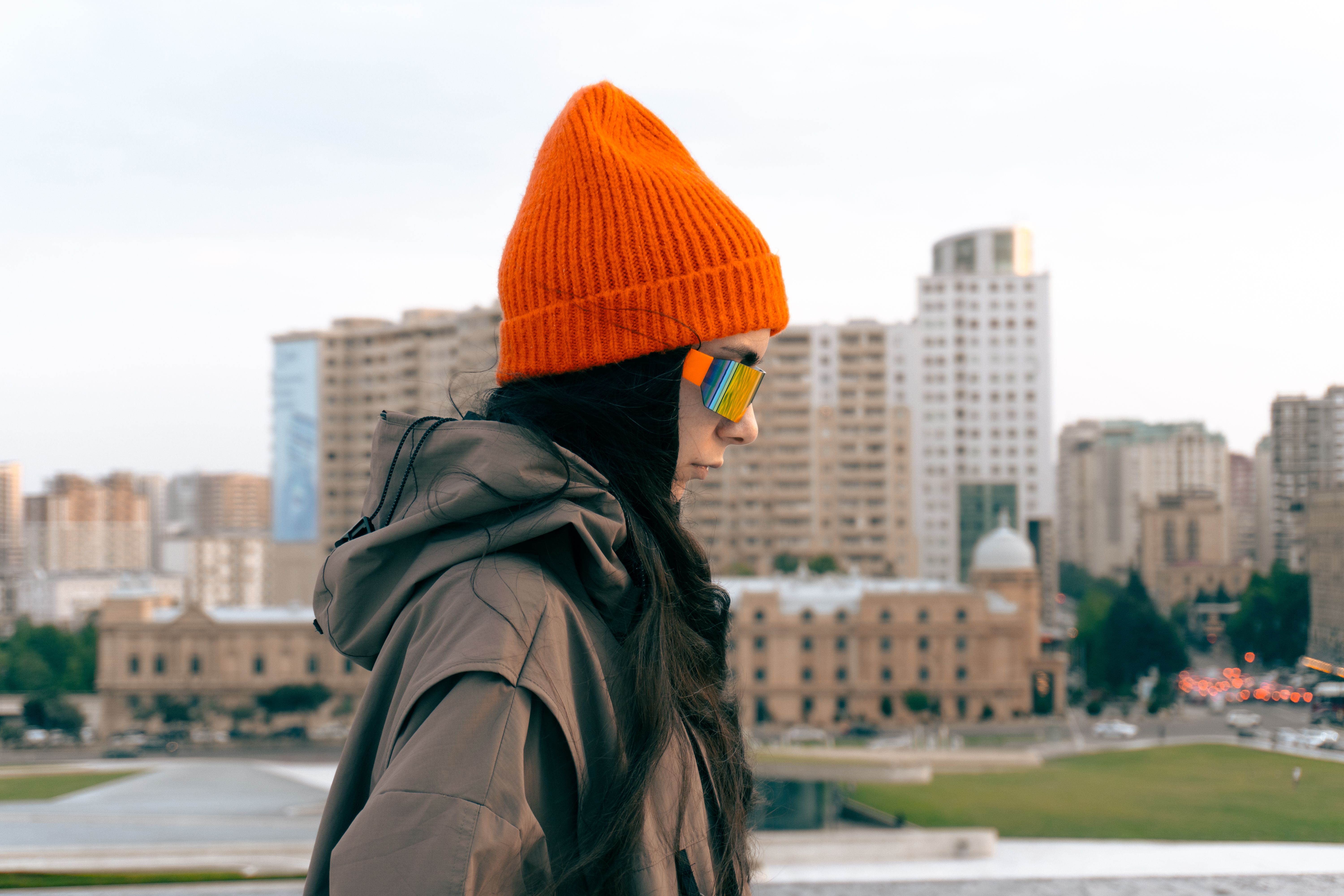 Contemplative Man by Brooklyn Bridge at Dusk · Free Stock Photo