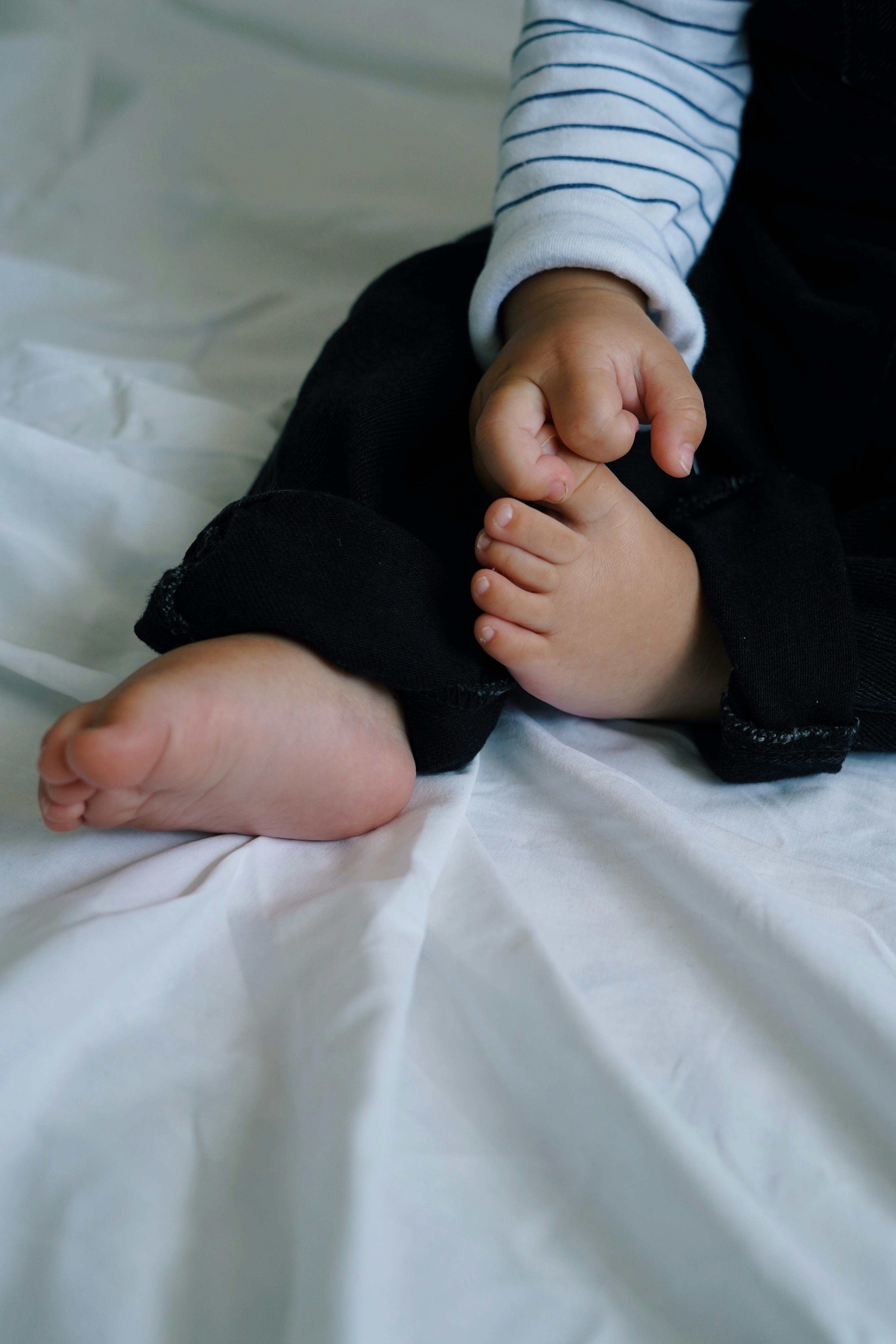 Child With Hands Flapping Photos, Download The BEST Free Child With ...