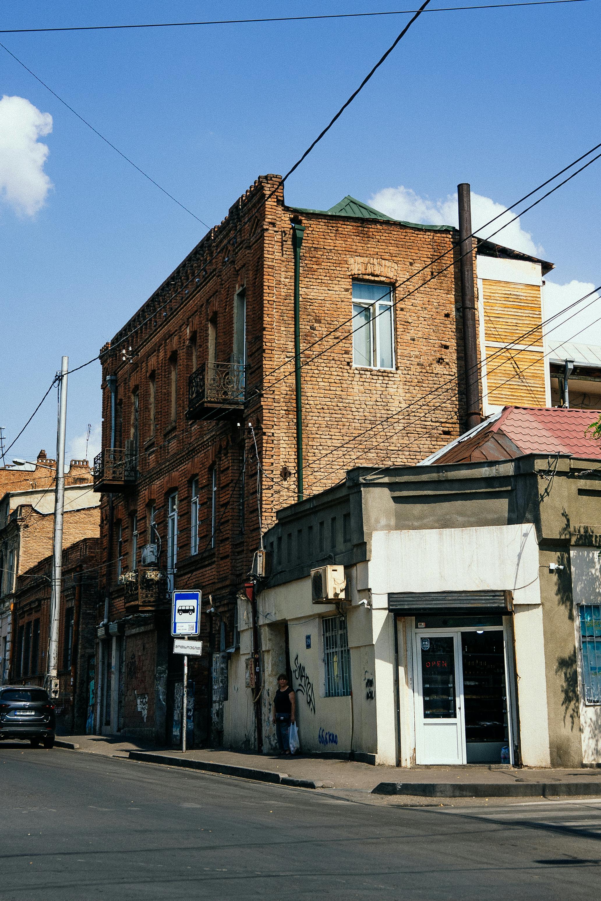 Historic Brick Building in Tbilisi, Georgia · Free Stock Photo