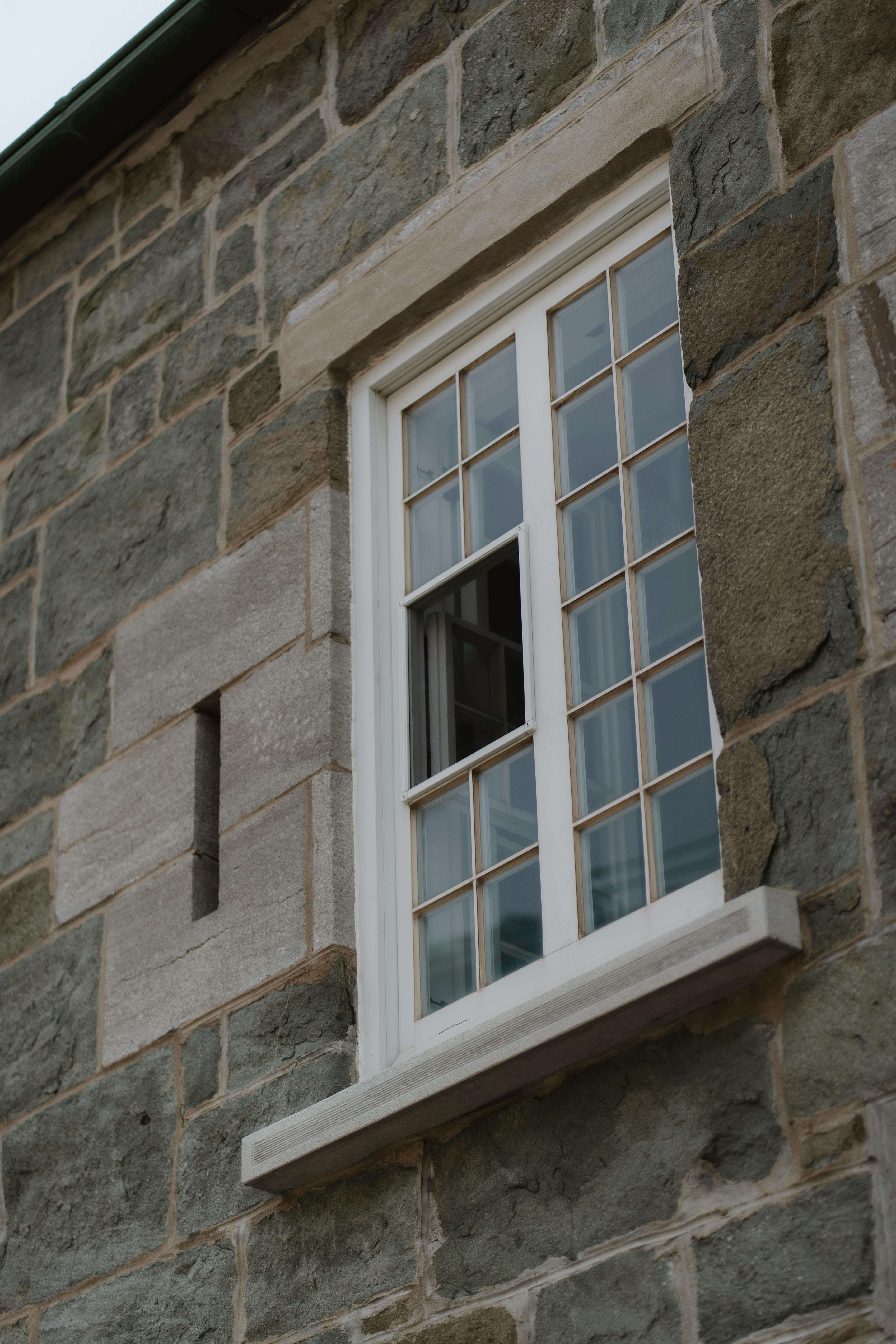 Historic Stone Building Window in Québec City · Free Stock Photo