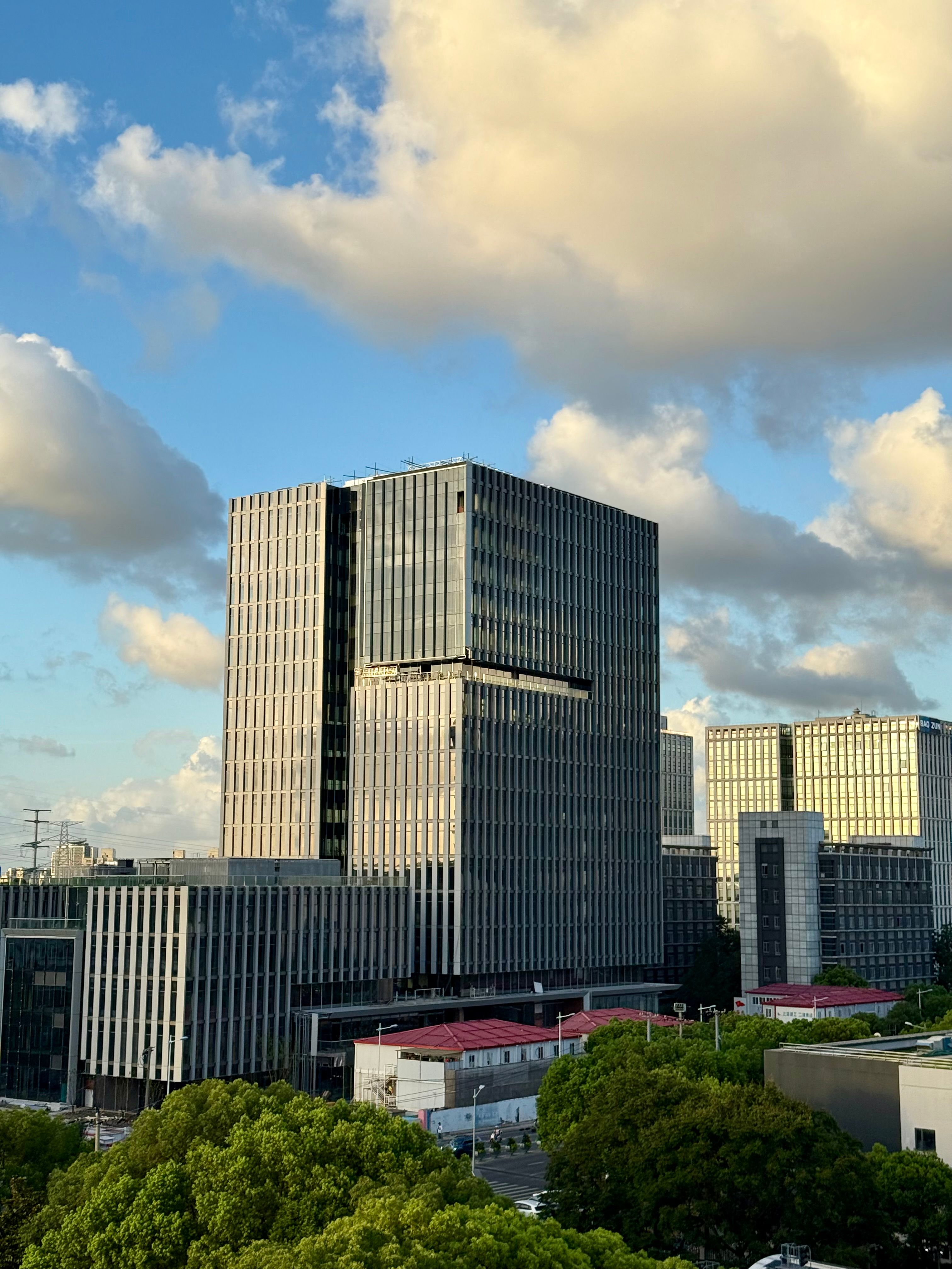 Commercial Building Photos, Download The BEST Free Commercial Building ...