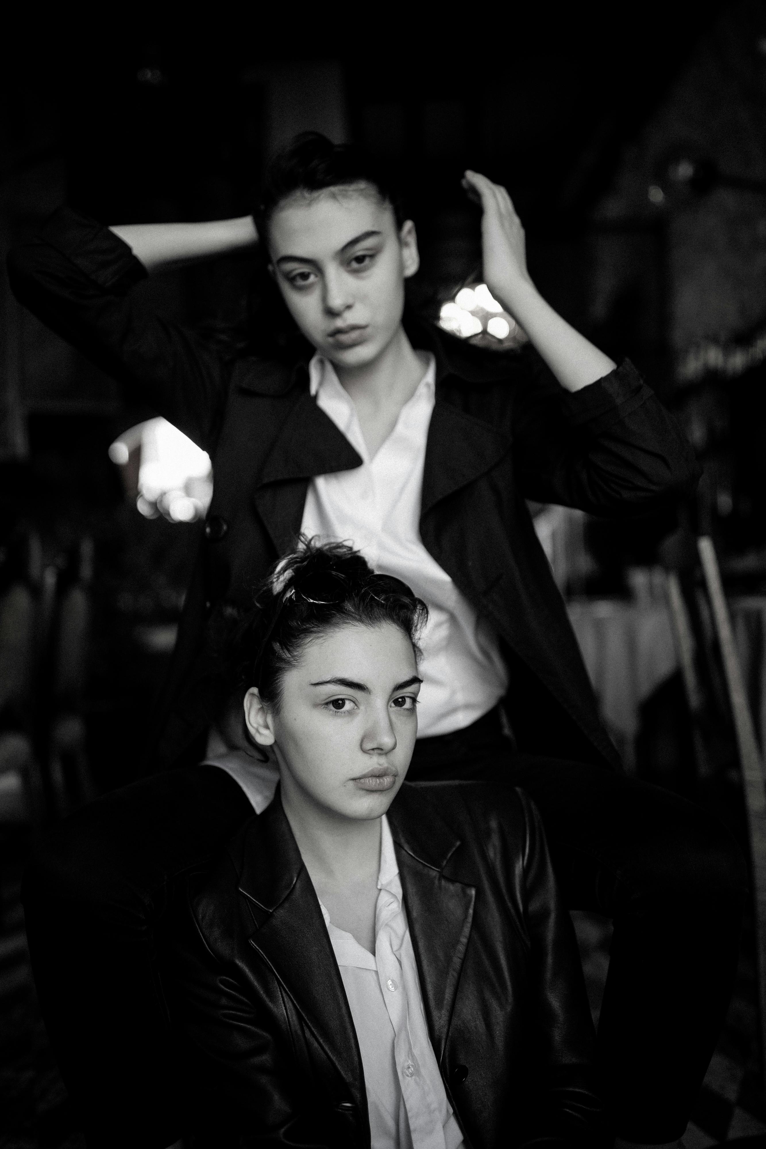 Contemporary Styling Photos, Download The BEST Free Contemporary ...