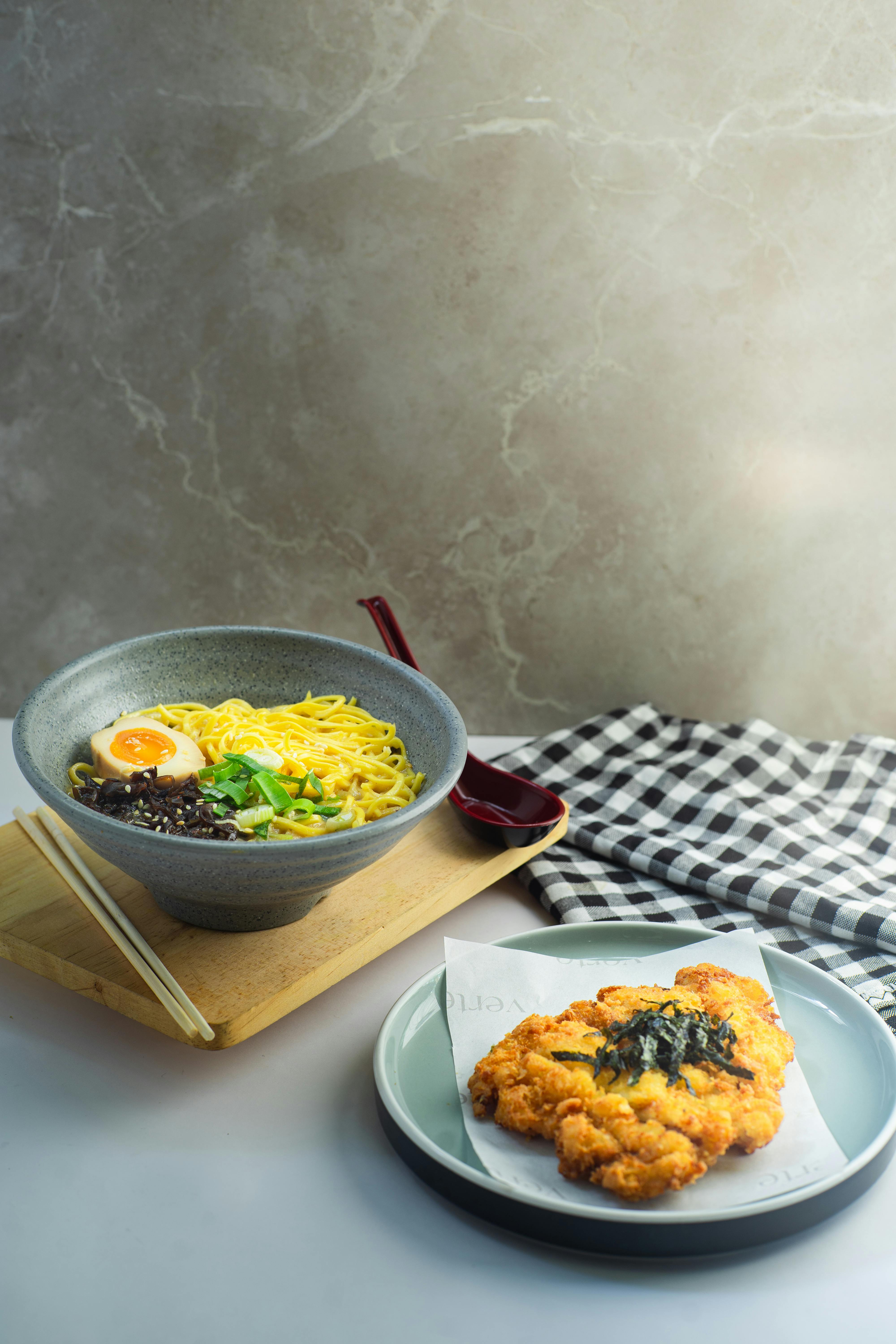 Ramen Plate From Upside Photos, Download The BEST Free Ramen Plate From ...