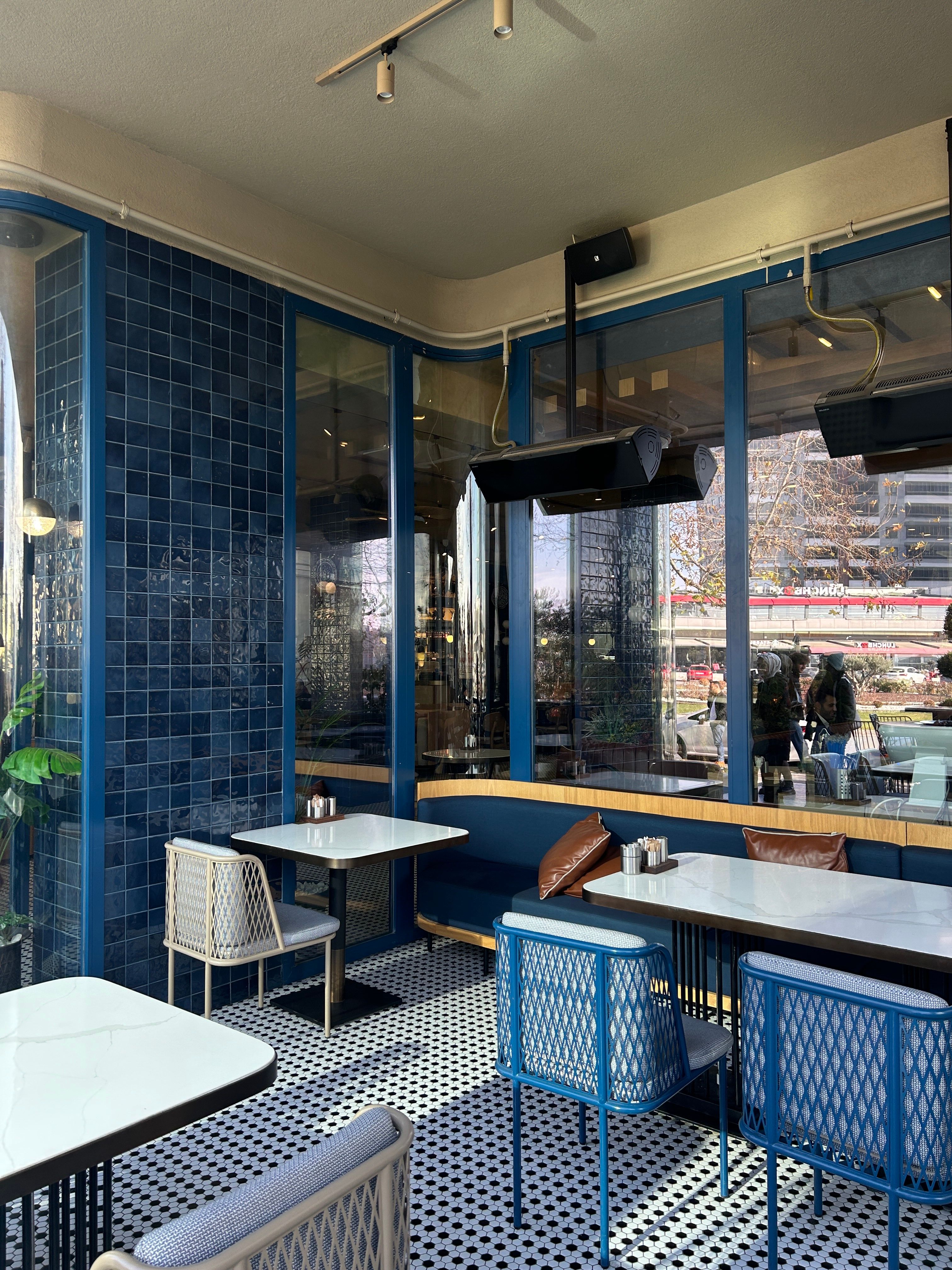 Resturants Photos, Download The BEST Free Resturants Stock Photos & HD ...