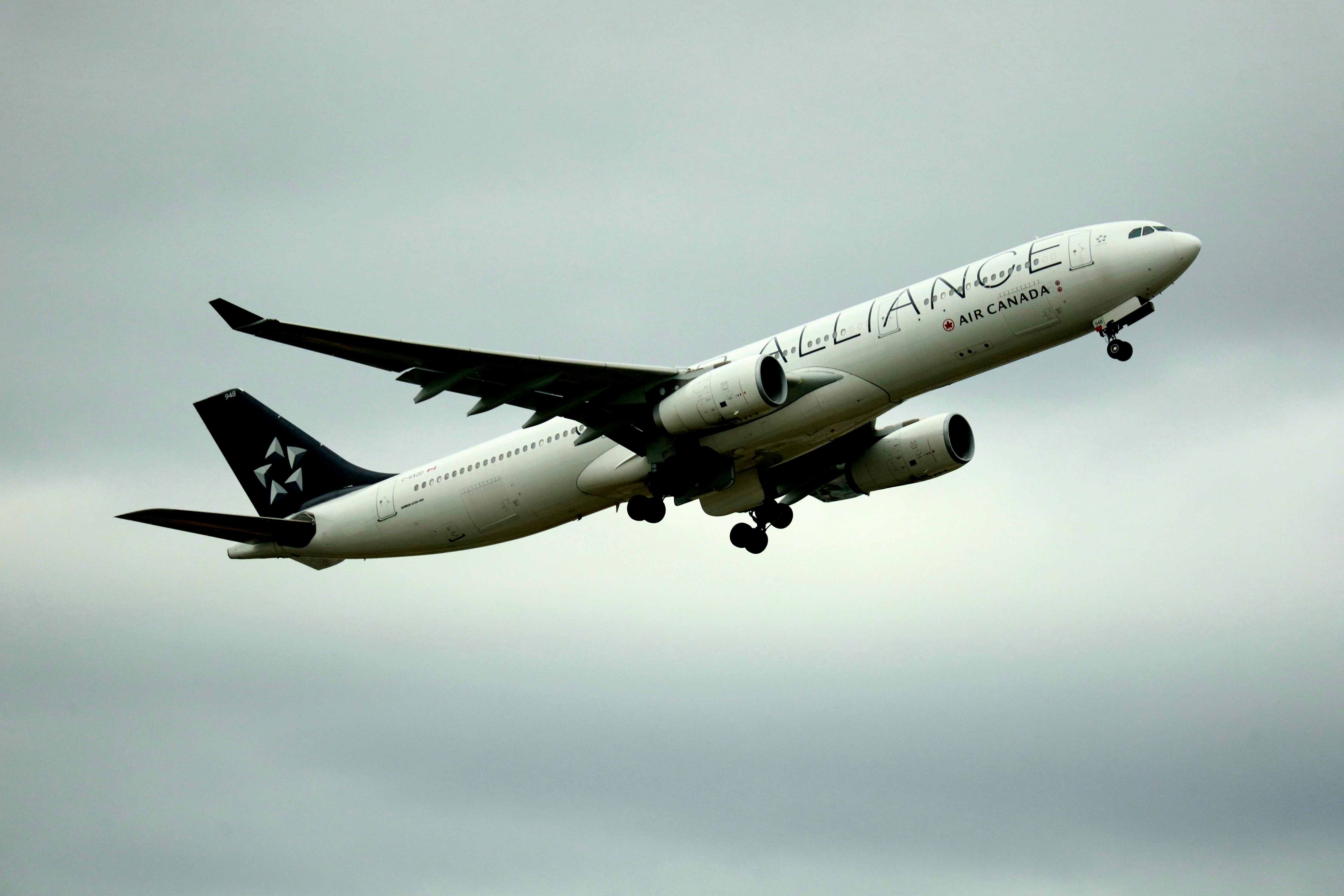 Airbus Photos, Download The BEST Free Airbus Stock Photos & HD Images