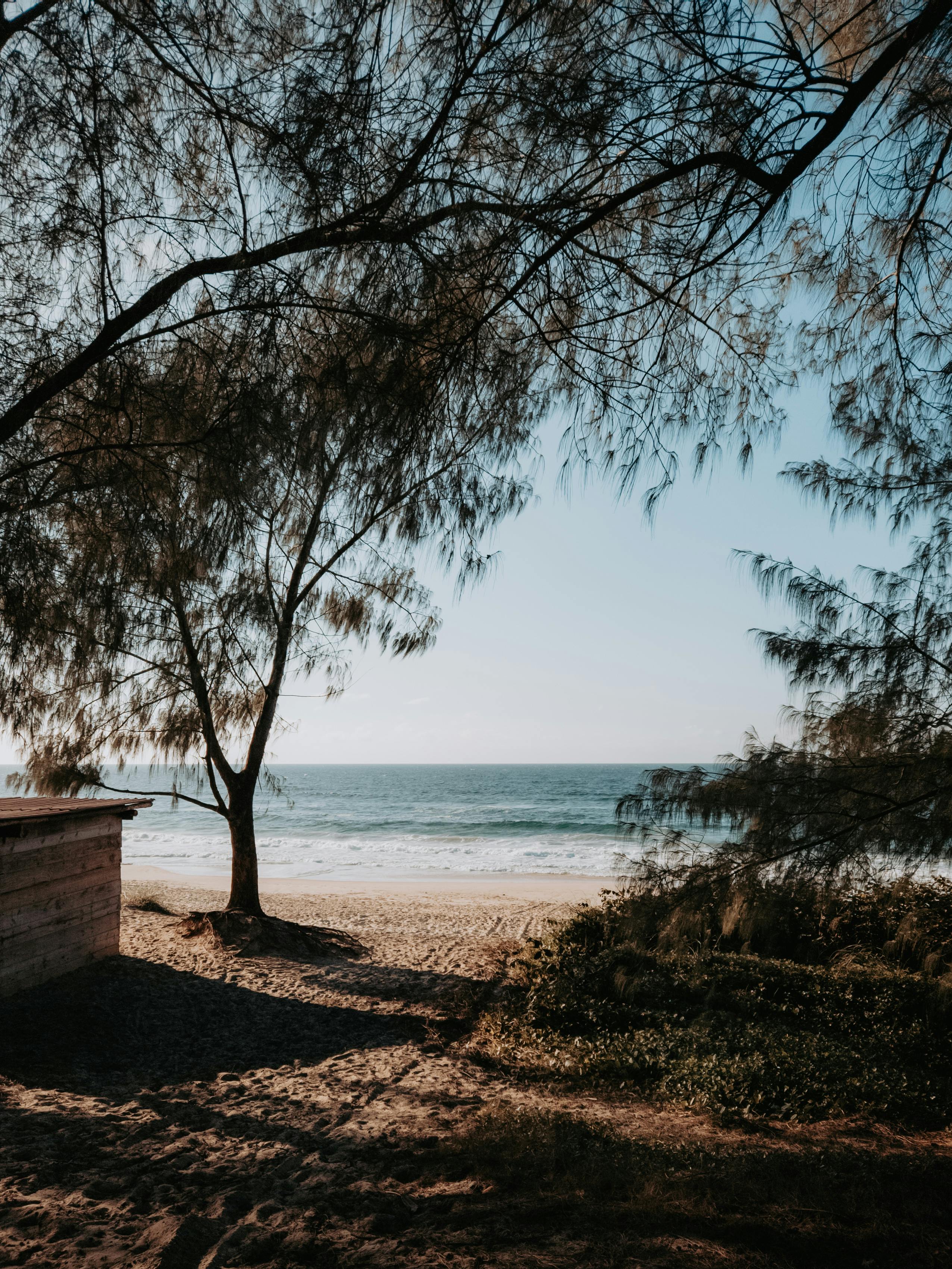 Beach Sand Spill Photos, Download The BEST Free Beach Sand Spill Stock ...