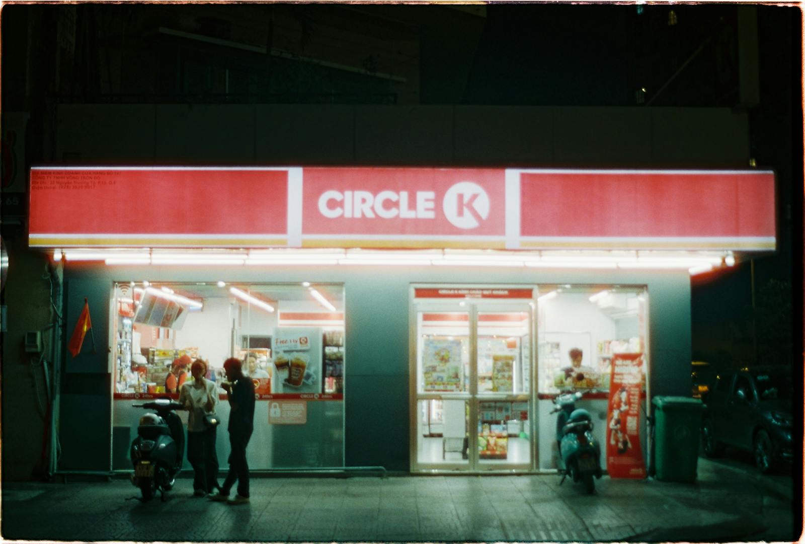 Small Convenience Store? Photos, Download The BEST Free Small ...