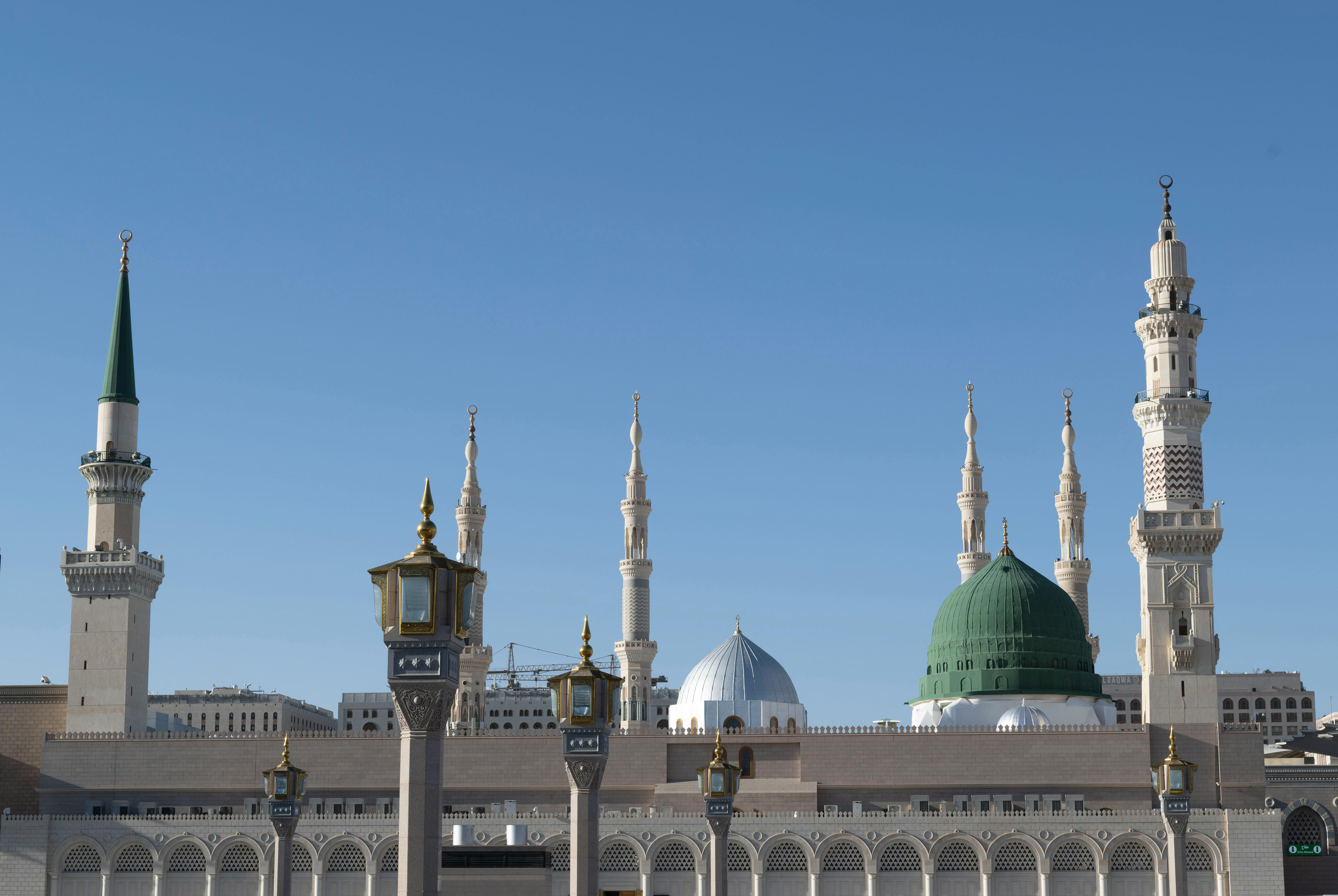 Prophet Mosque in Medina in Saudi Arabia · Free Stock Photo
