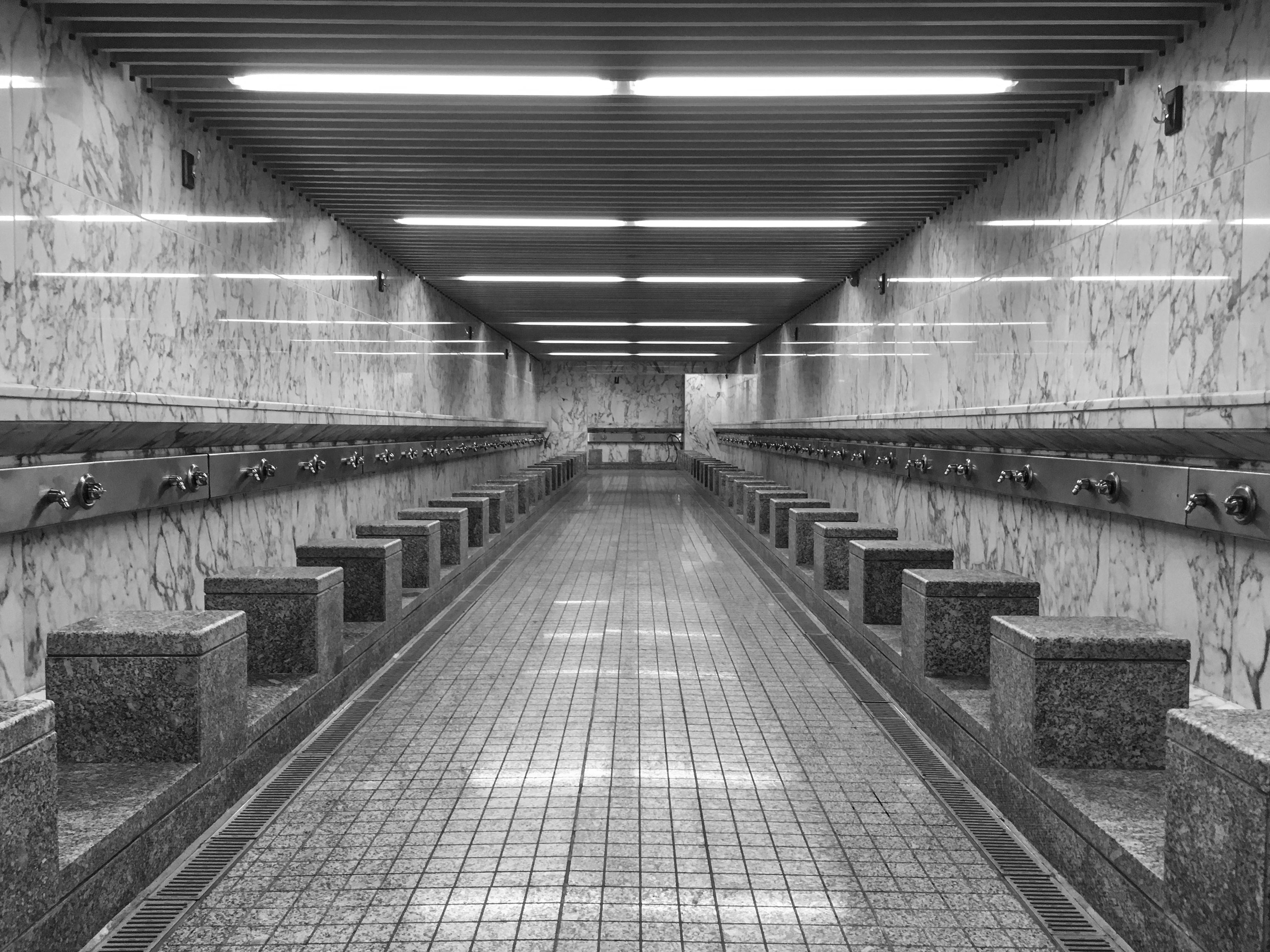 Modern Wudu Area in Saudi Arabia Mosque · Free Stock Photo