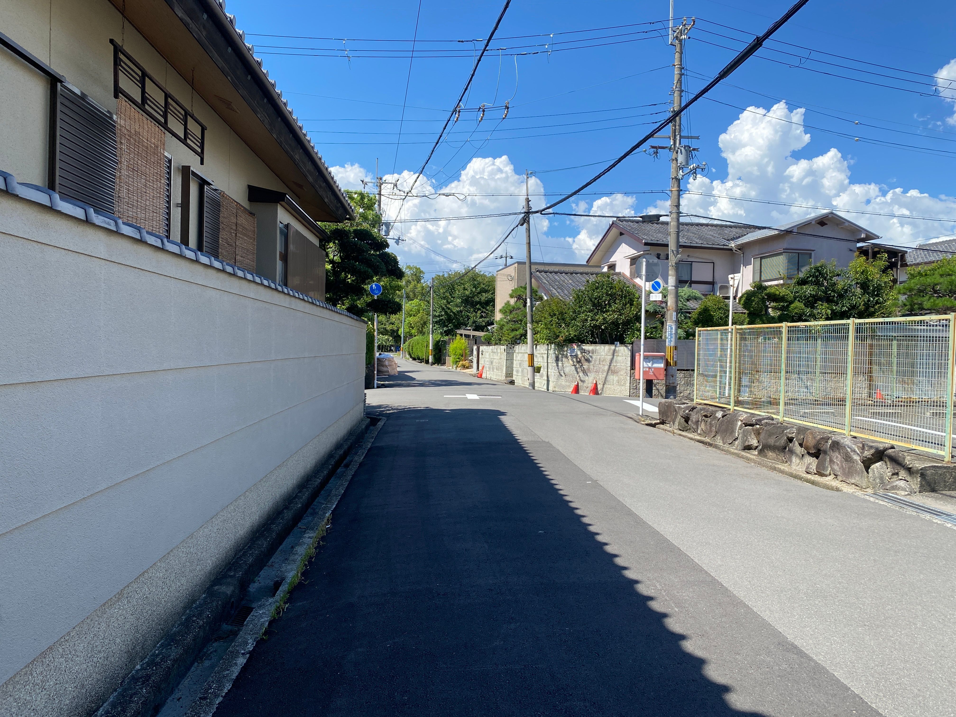 Quiet Suburban Street in Osaka, Japan · Free Stock Photo
