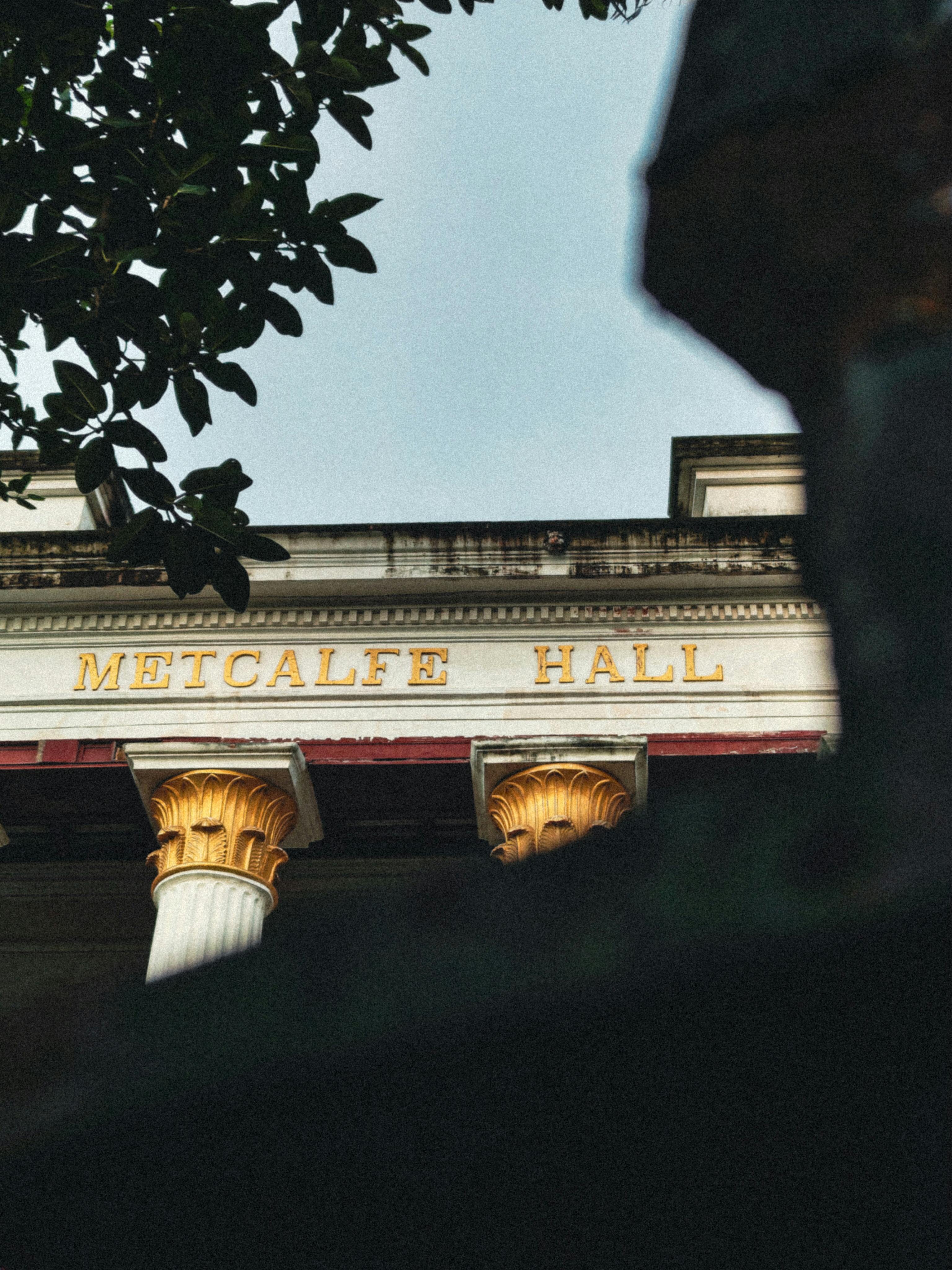 Metcalfe Hall Neoclassical Architecture Close-Up · Free Stock Photo