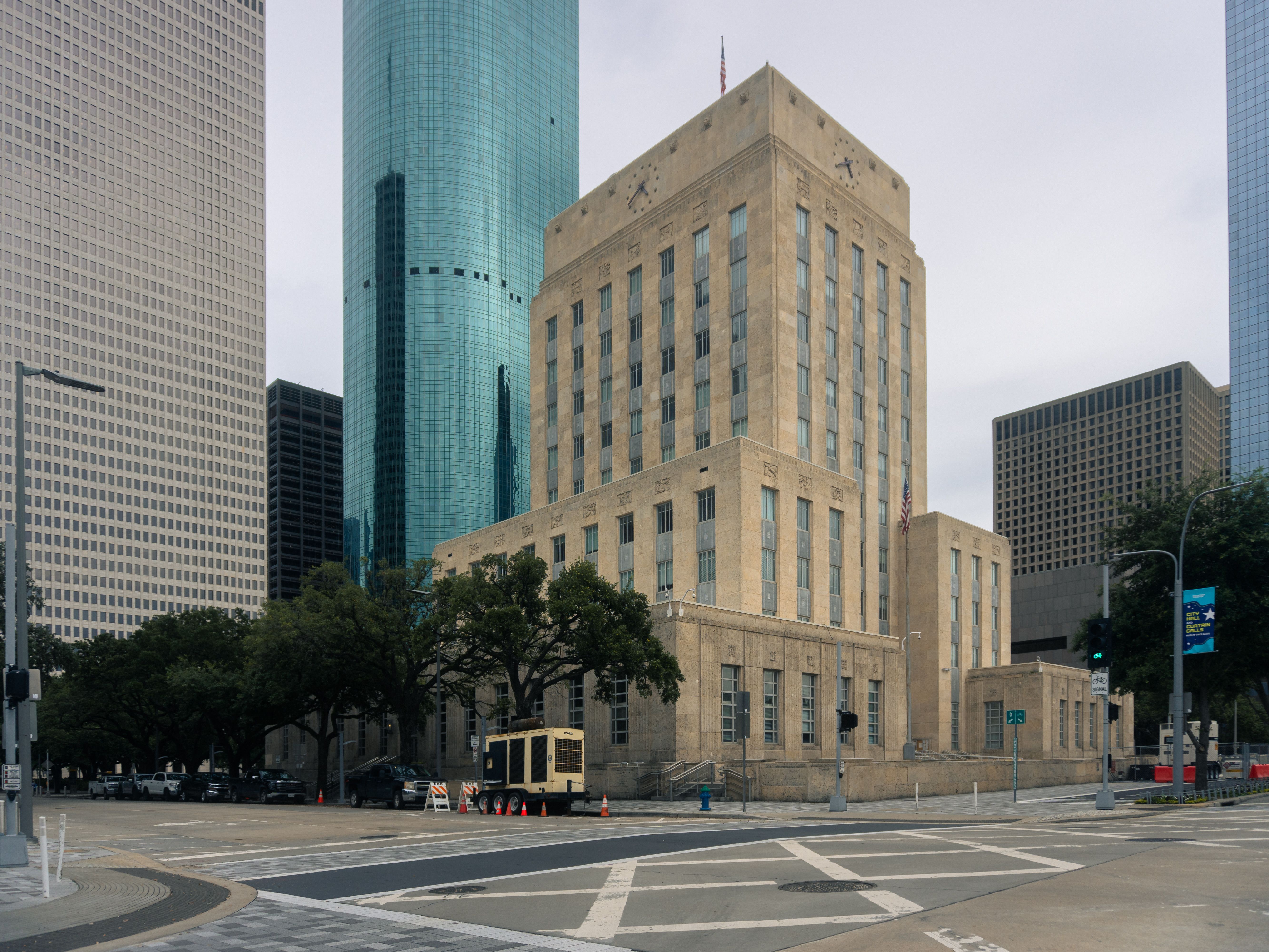 Downtown Houston Skyline Featuring Historic Architecture · Free Stock Photo
