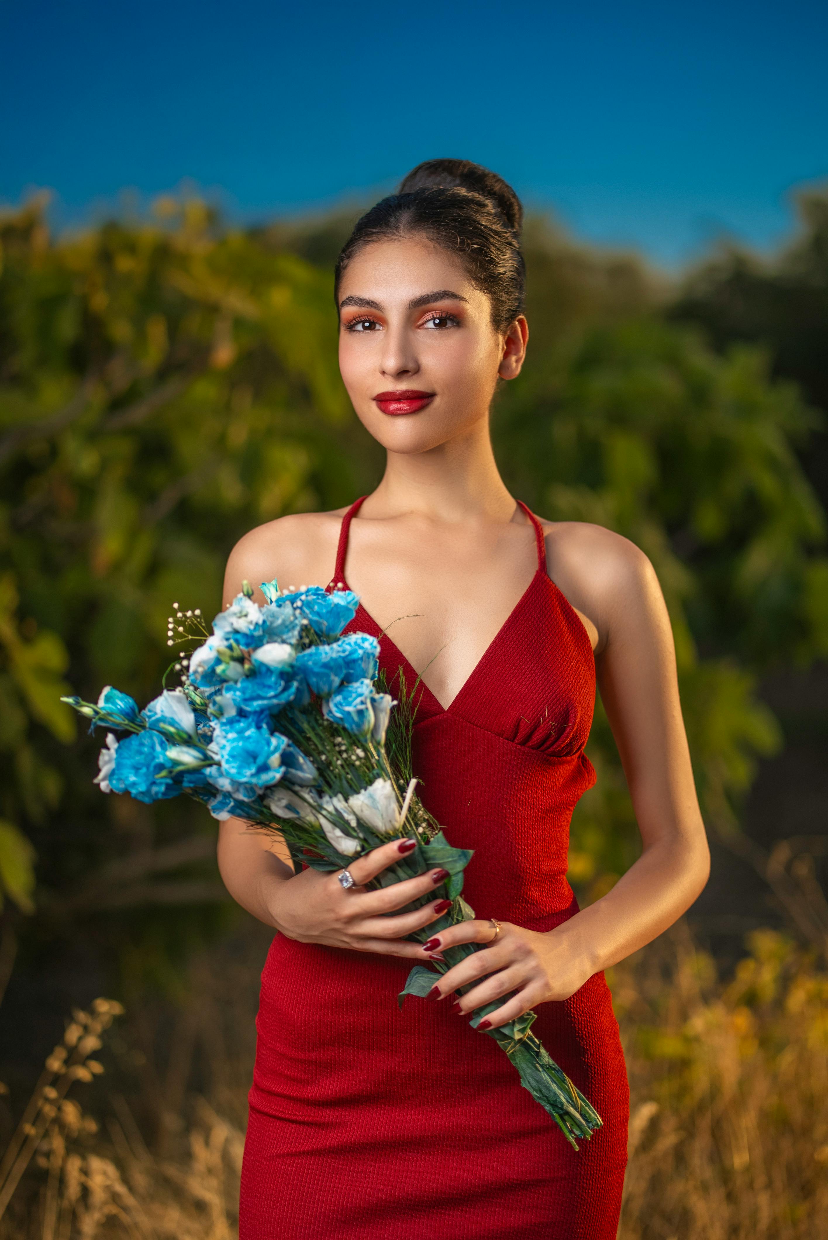 Blue Green Model Photos, Download The BEST Free Blue Green Model Stock ...