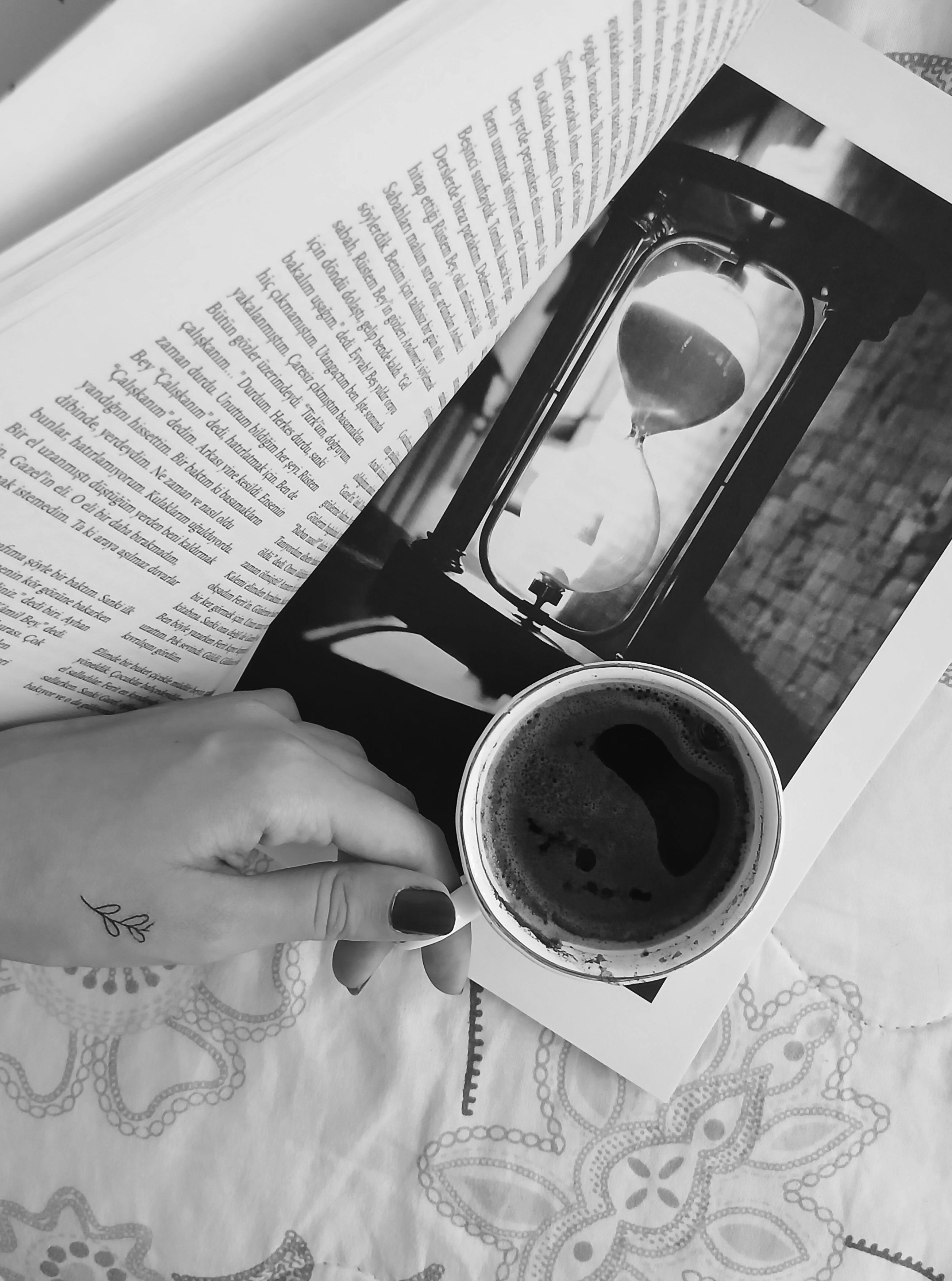 Supernova Hourglass Photos, Download The BEST Free Supernova Hourglass ...