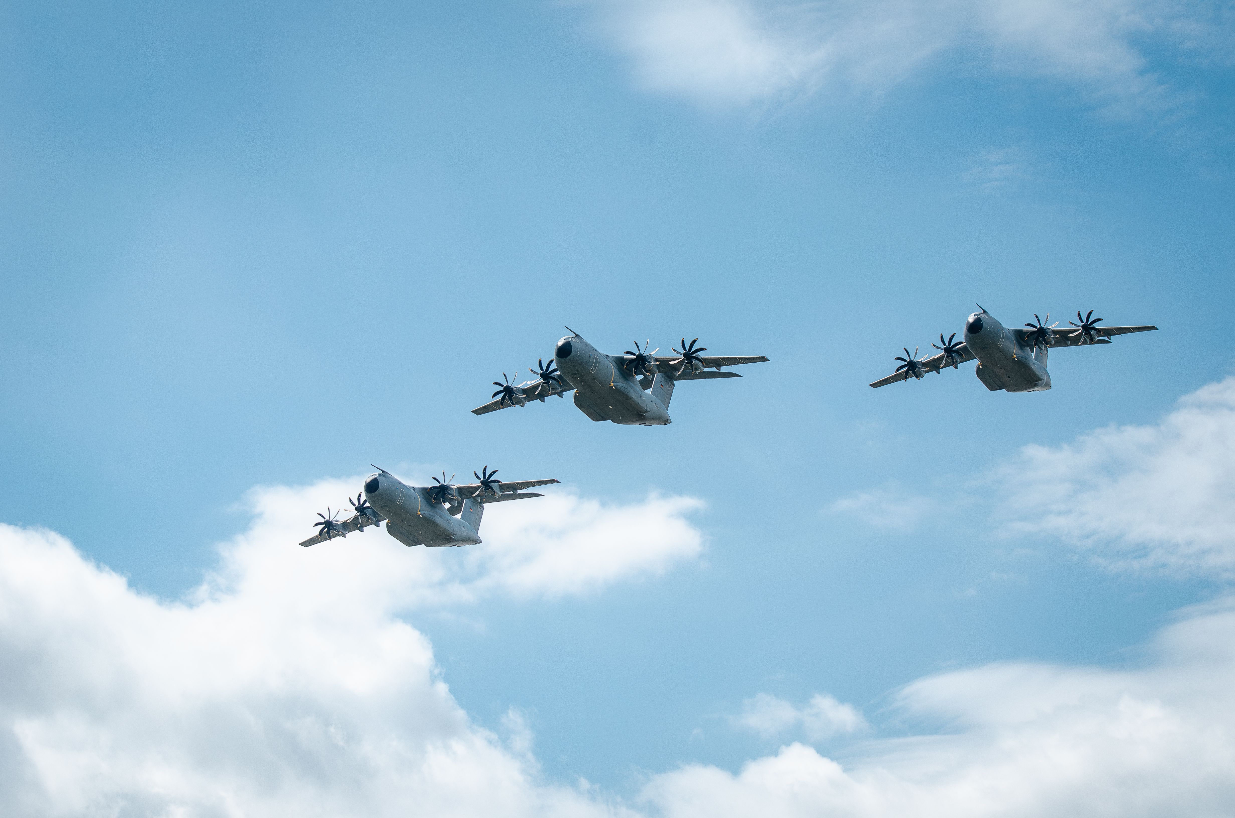 Military Aircraft Photos, Download The BEST Free Military Aircraft ...