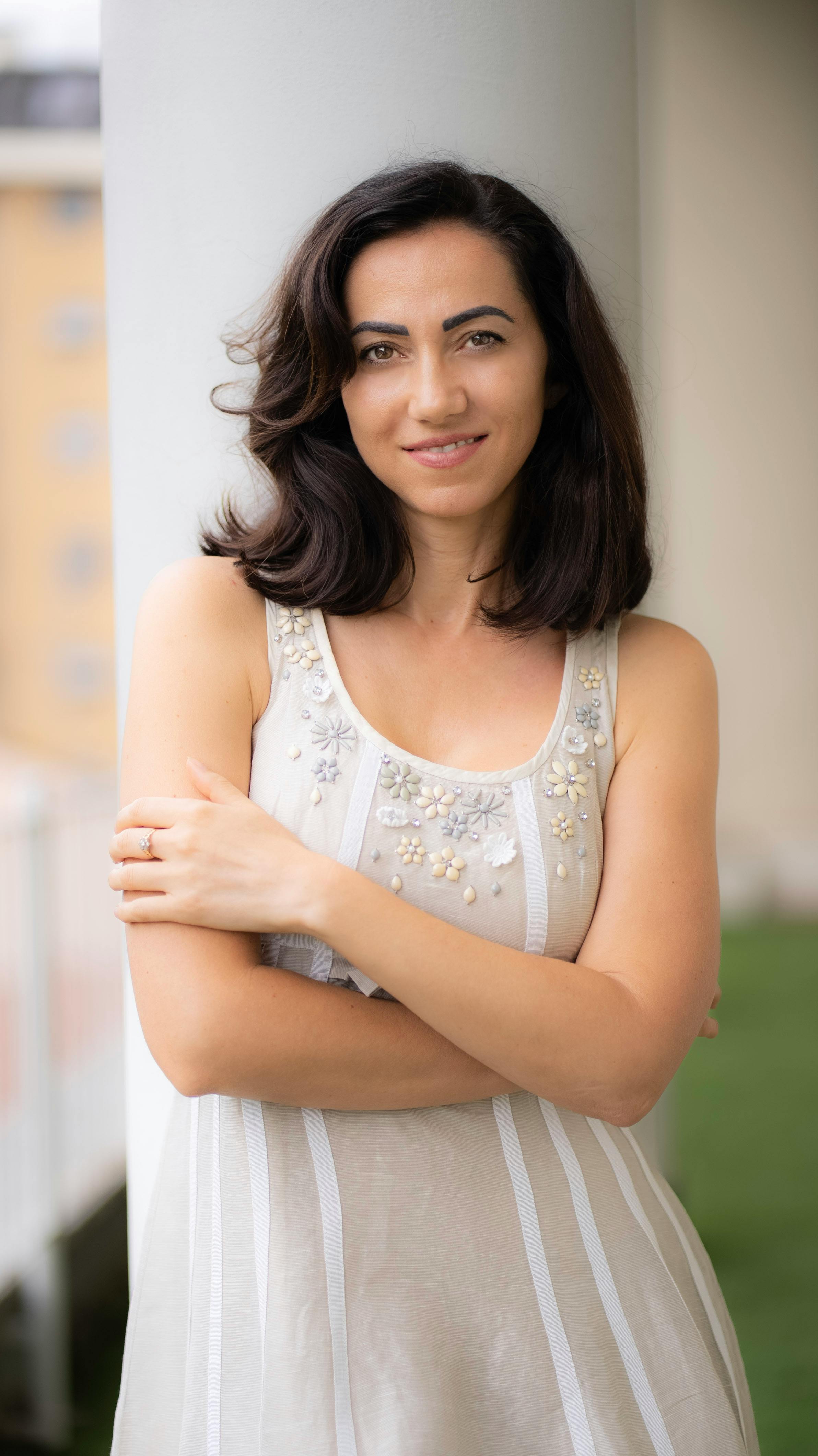 Italian Beautiful Ladies Photos, Download The BEST Free Italian ...