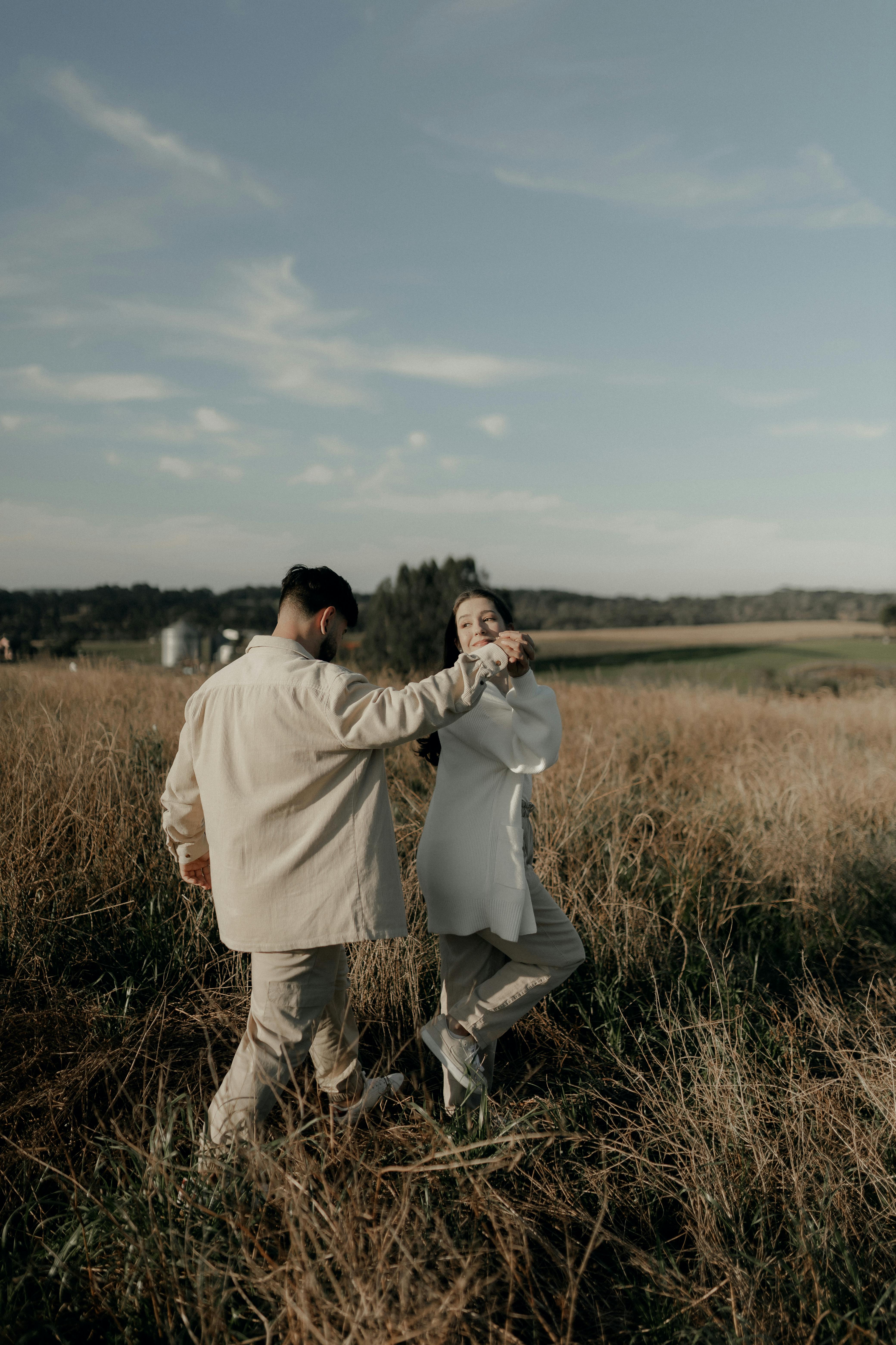 Couple Dancing In Field Photos, Download The BEST Free Couple Dancing ...